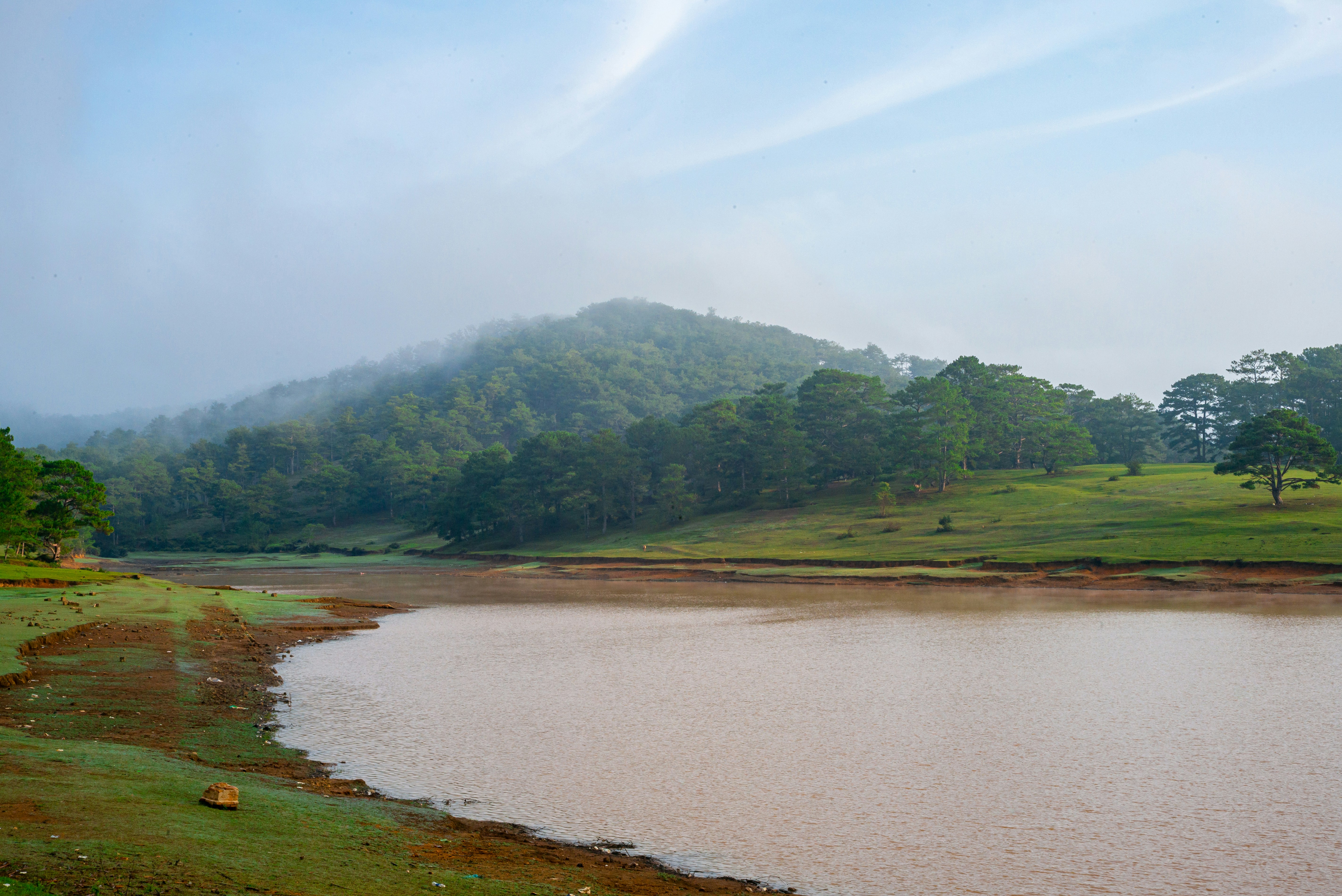 Mist over the Lakebend Ridge