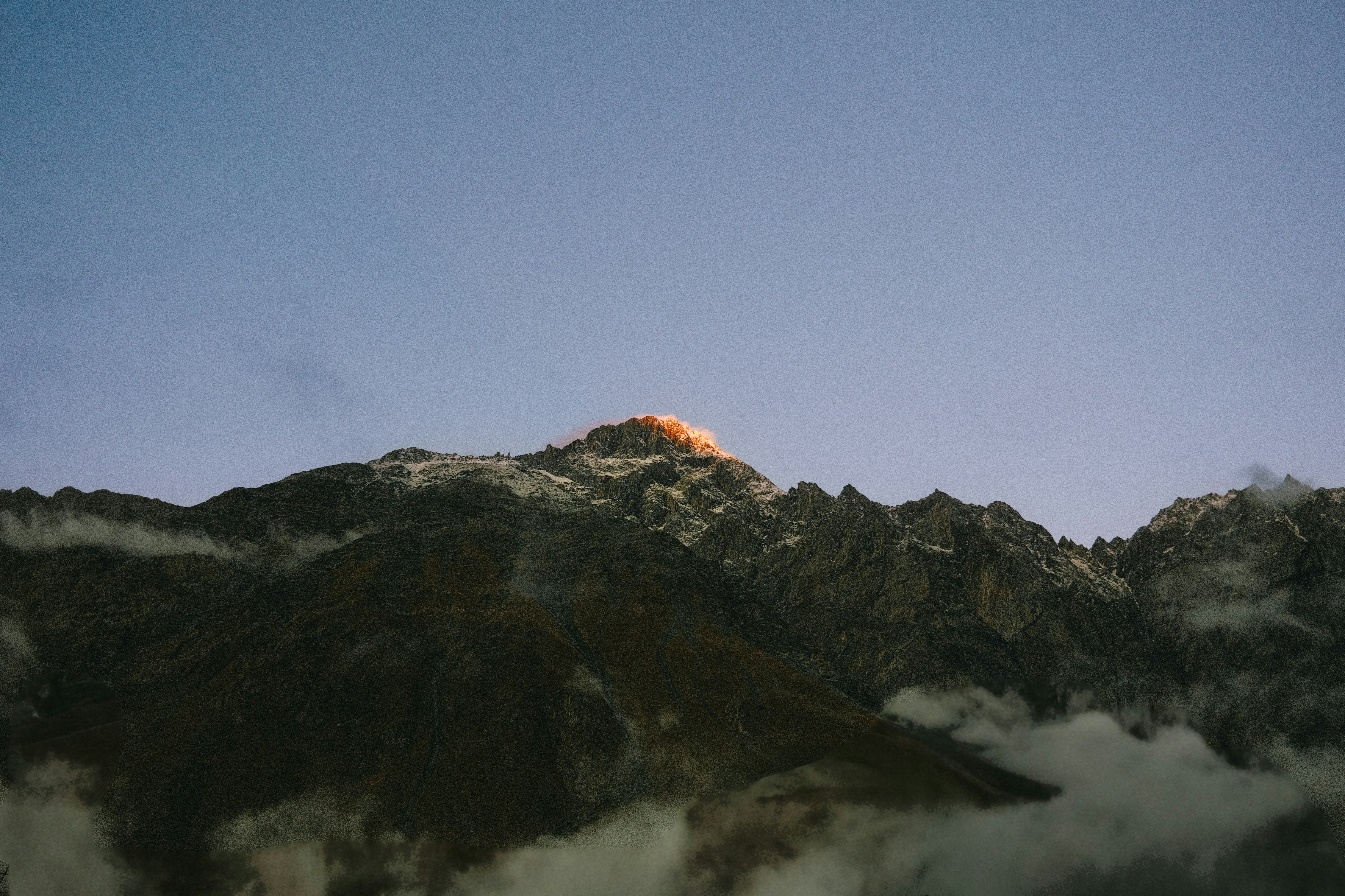 Peak of Thermal Glow: Morning Fire atop the Ridge