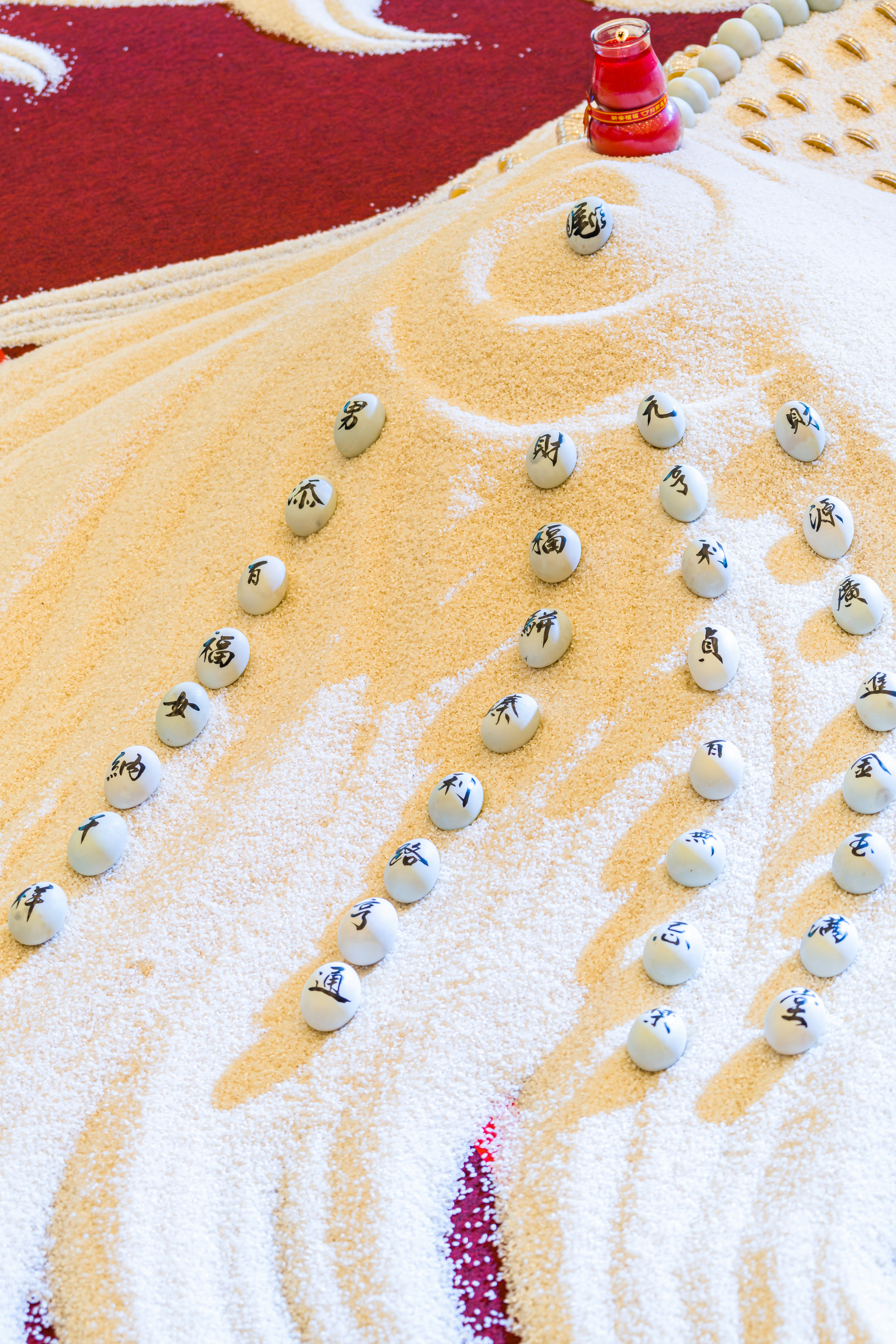 Salt Sculptures: A Shimmering Wave of Granules