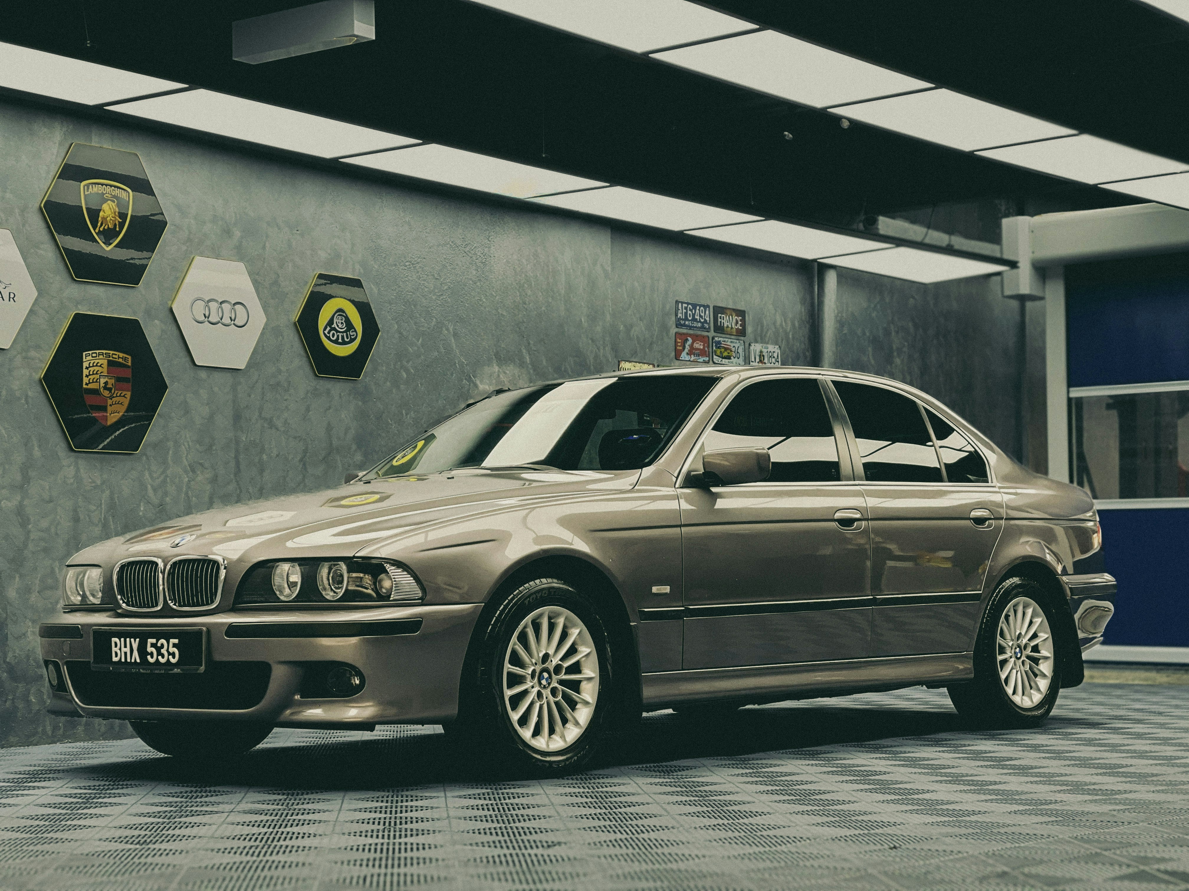 BMW Classic in a Modern Showroom: Refined Metallic Stance