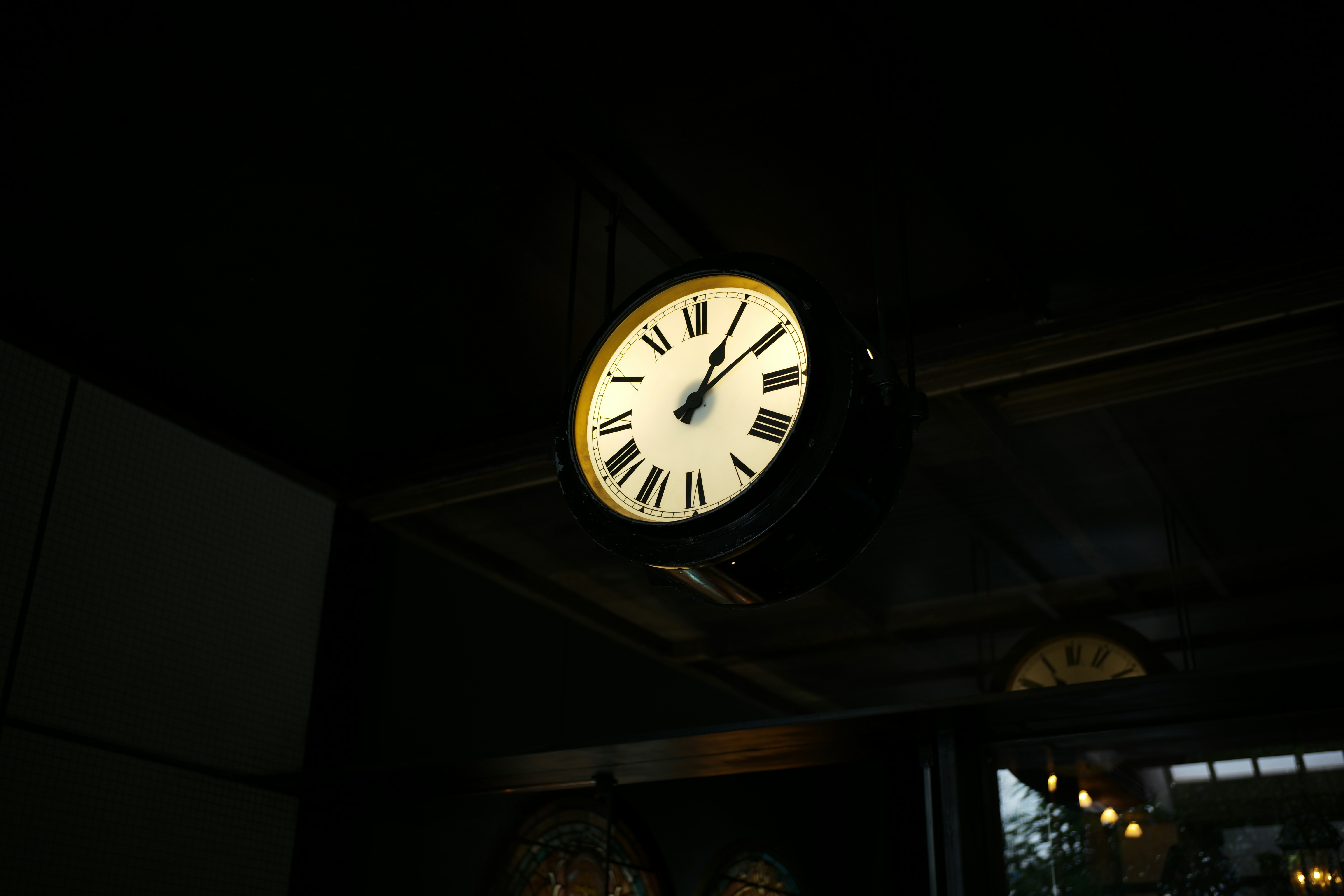 Nocturnal Clockwork: A Single Face in the Dim Hall