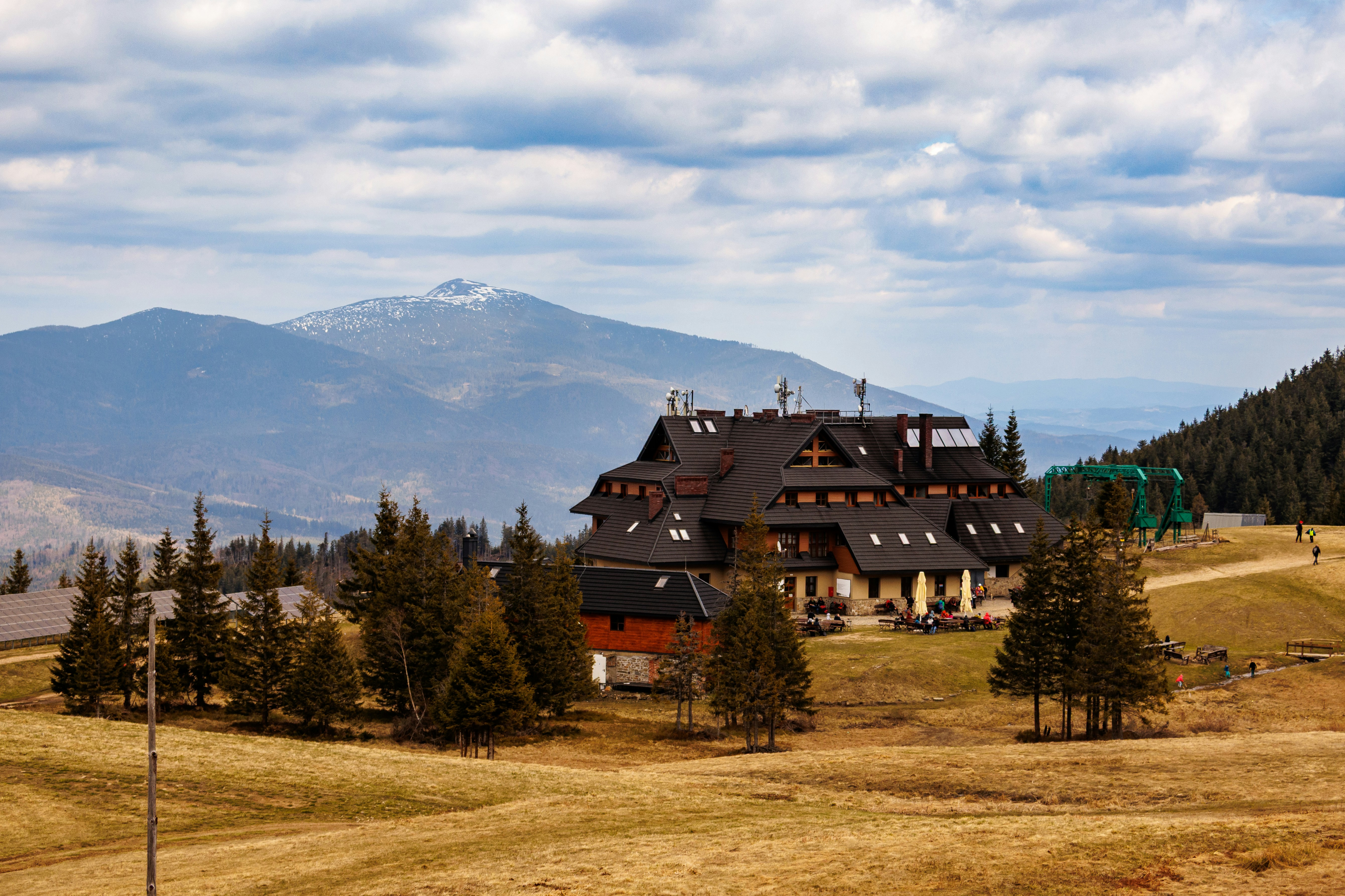 Mountain Lodge Beneath Open Skies
