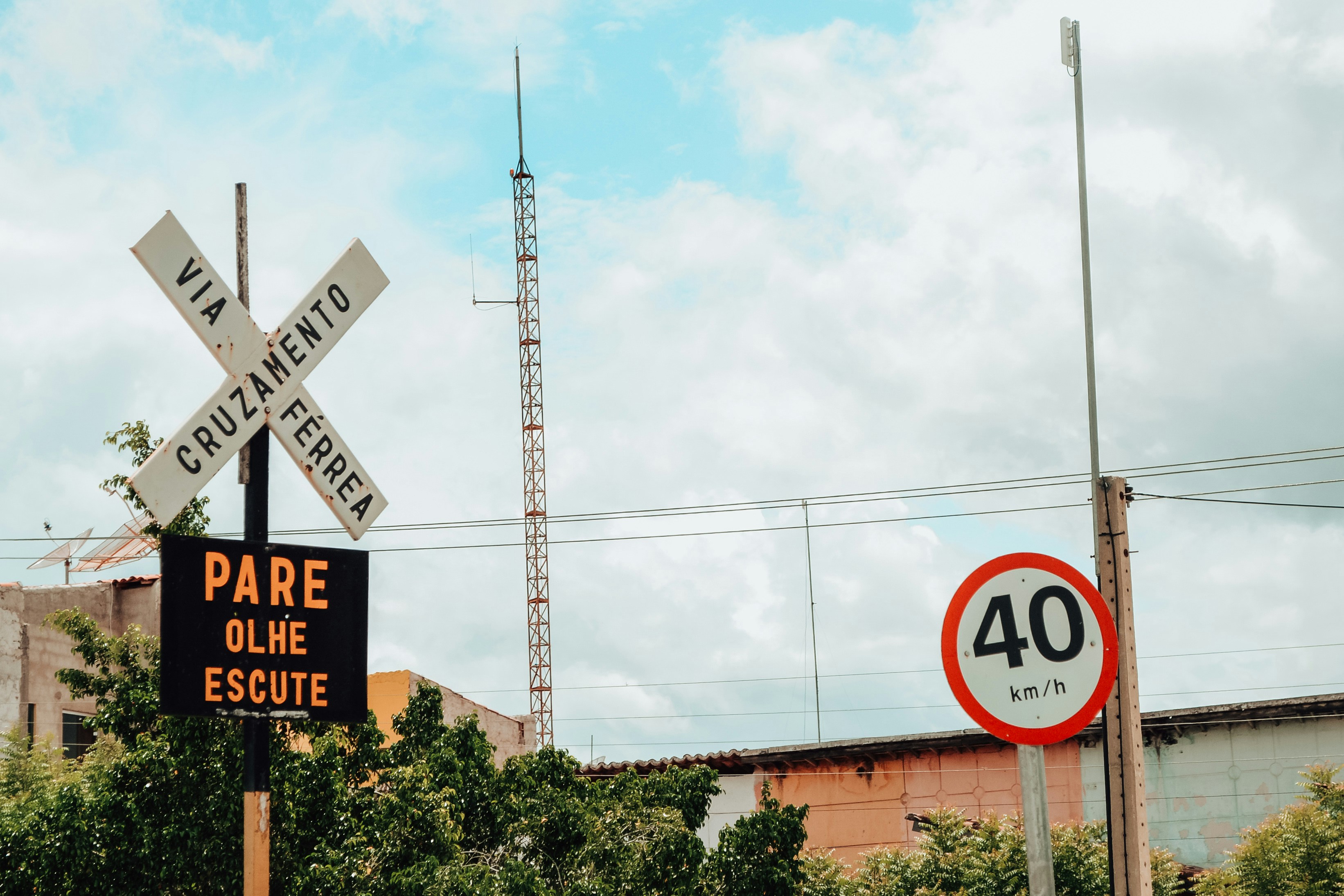 Crossroads of Speed and Silence at an Abandoned Crossing