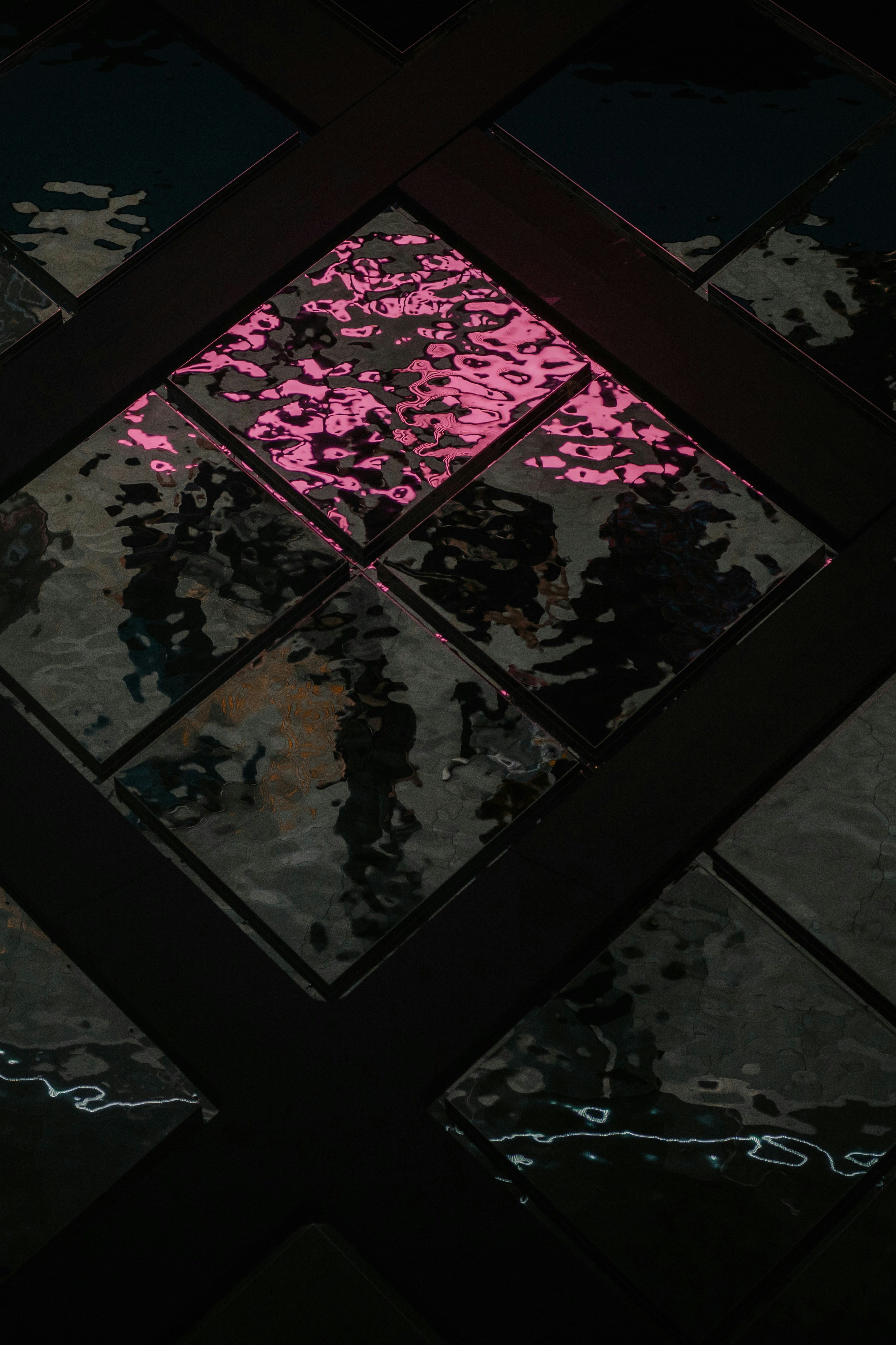 Crimson Reflections on Geometric Glass