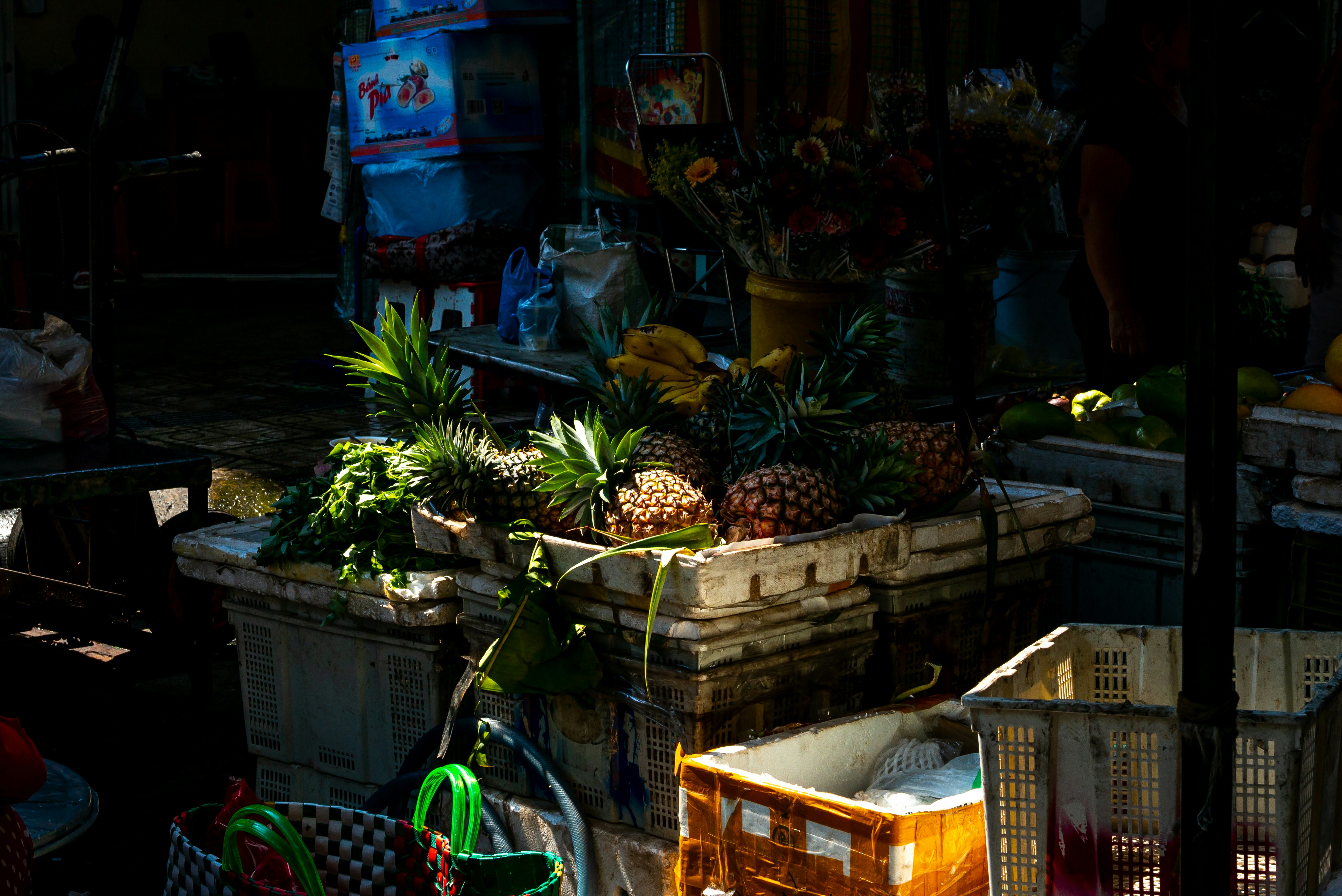 Pineapples and Produce Under a Quiet Market Shade