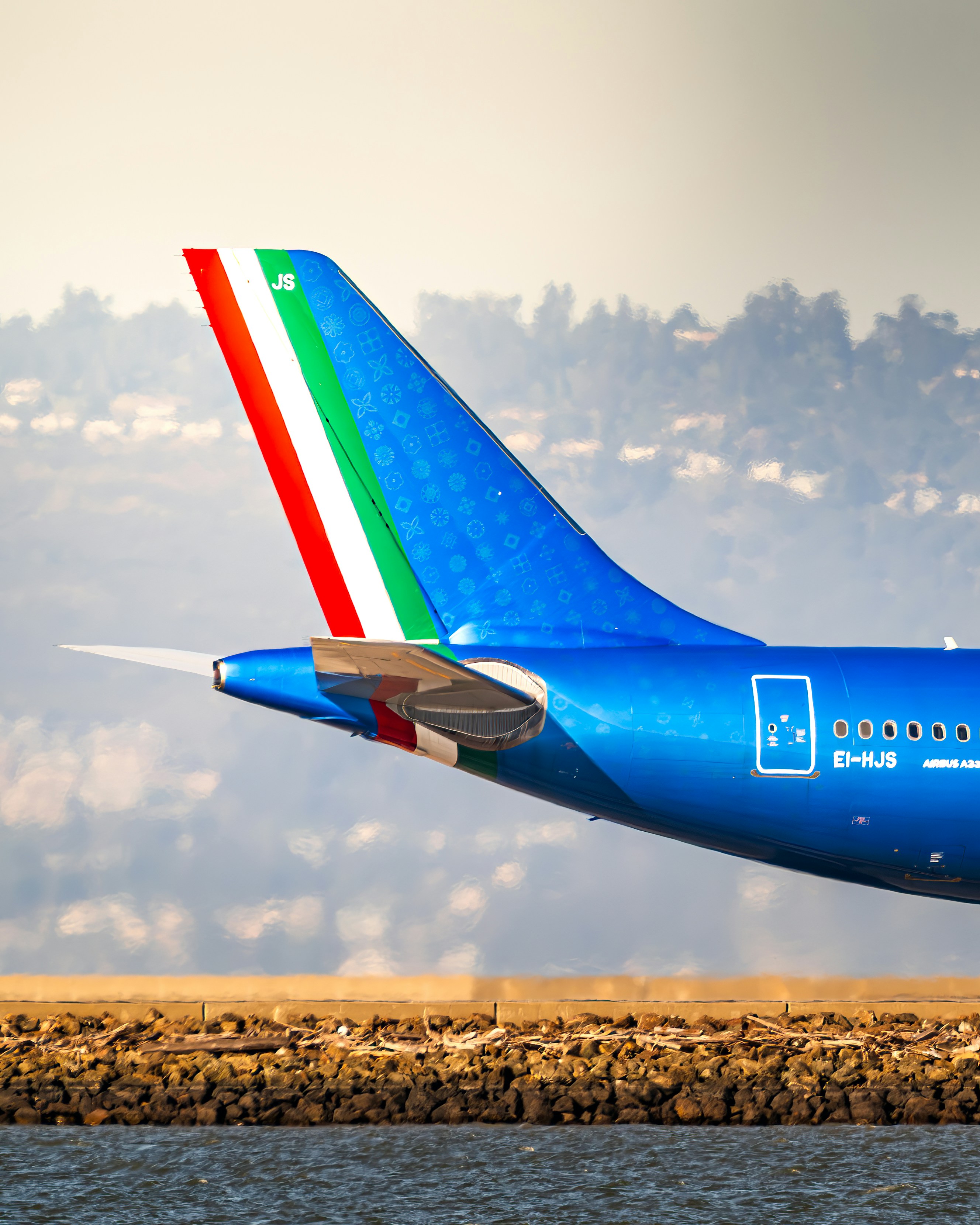 Tailfin in Transit: Aegean Blue Jet Cuts the Sky