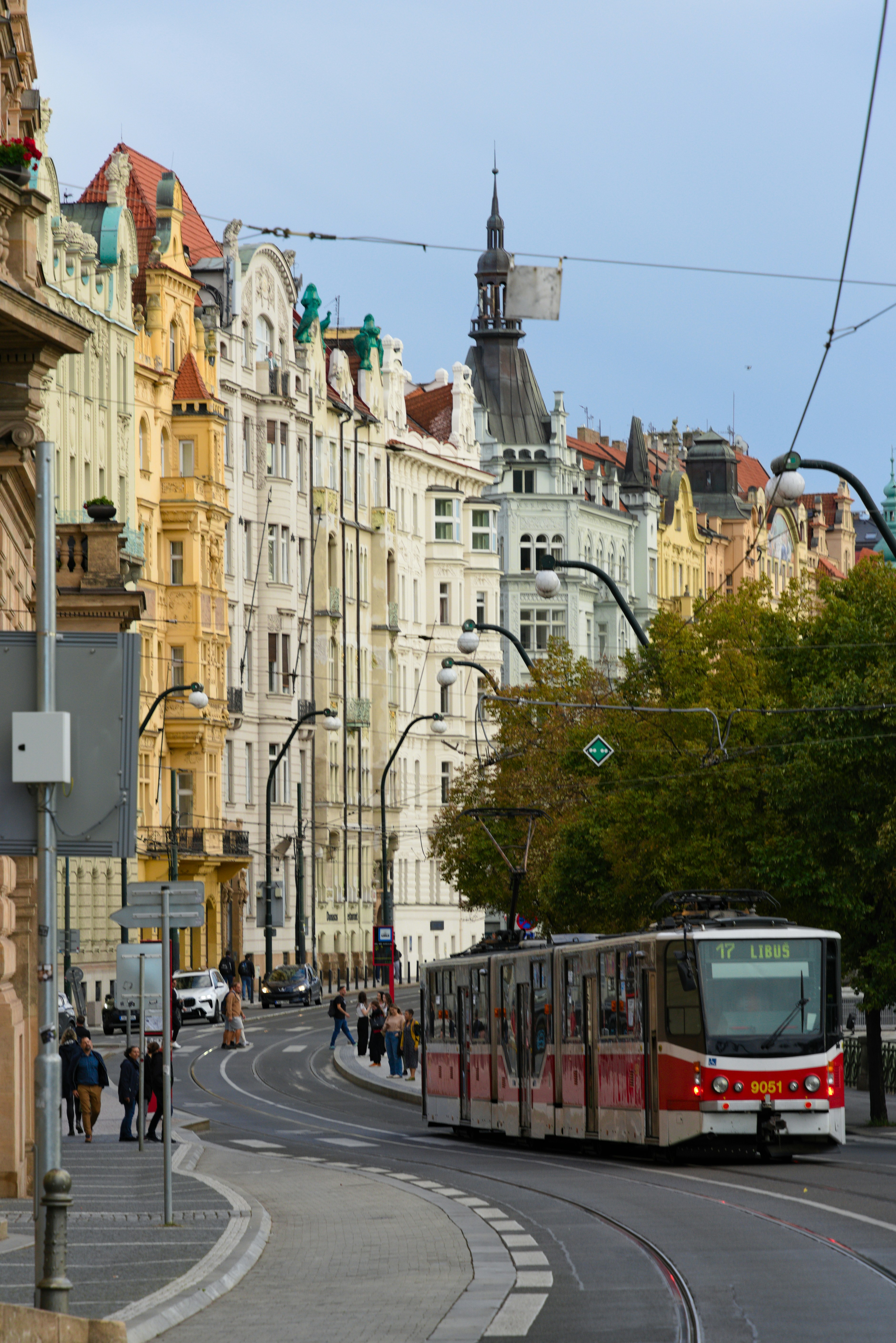 City Trams and Facades: A Gentle Sweep Through a European Street