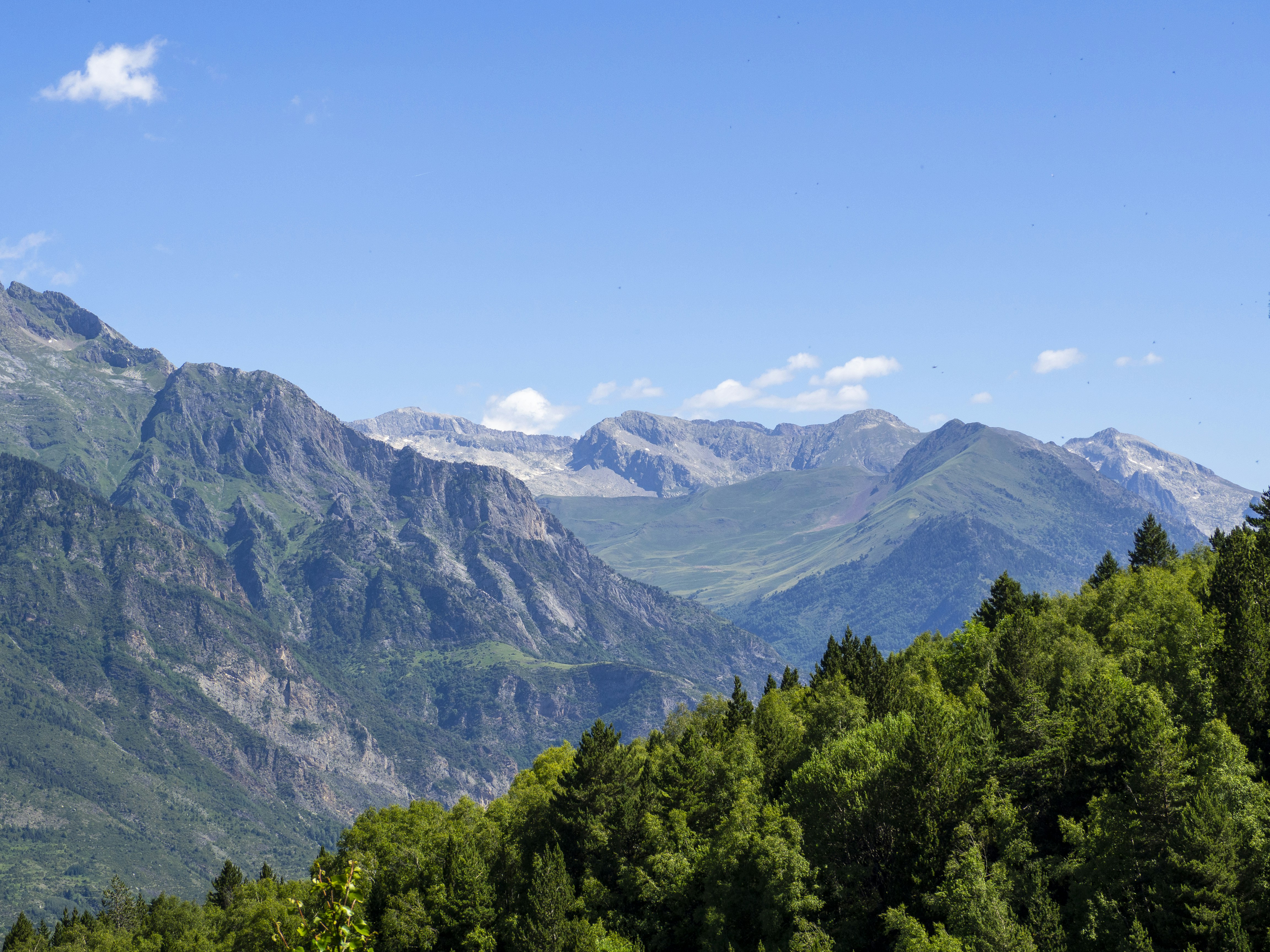 Majestic Sierra Crest Under a Clear Alpine Sky