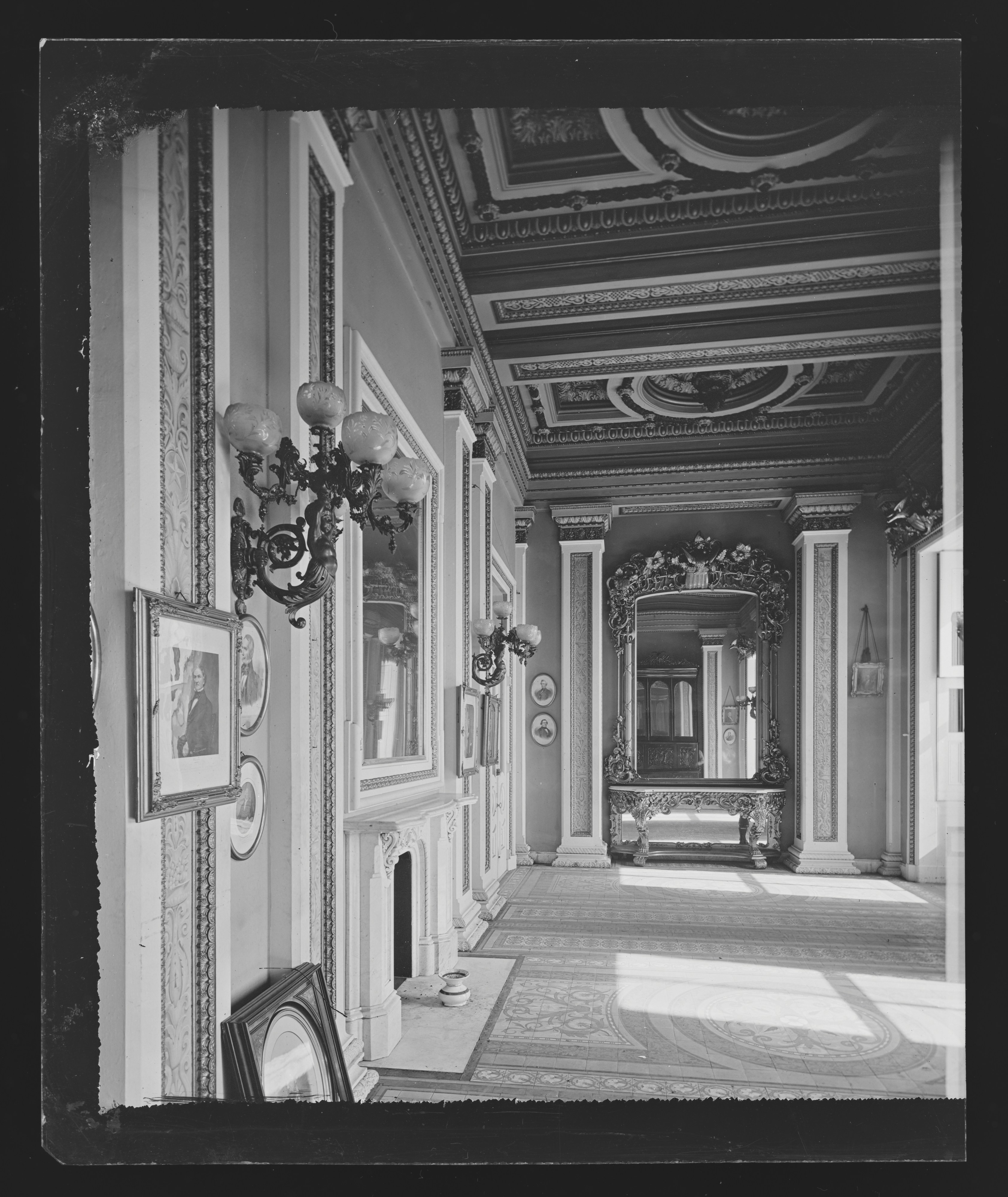 Ornate Gallery Corridor: Echoes of Light and Lenses