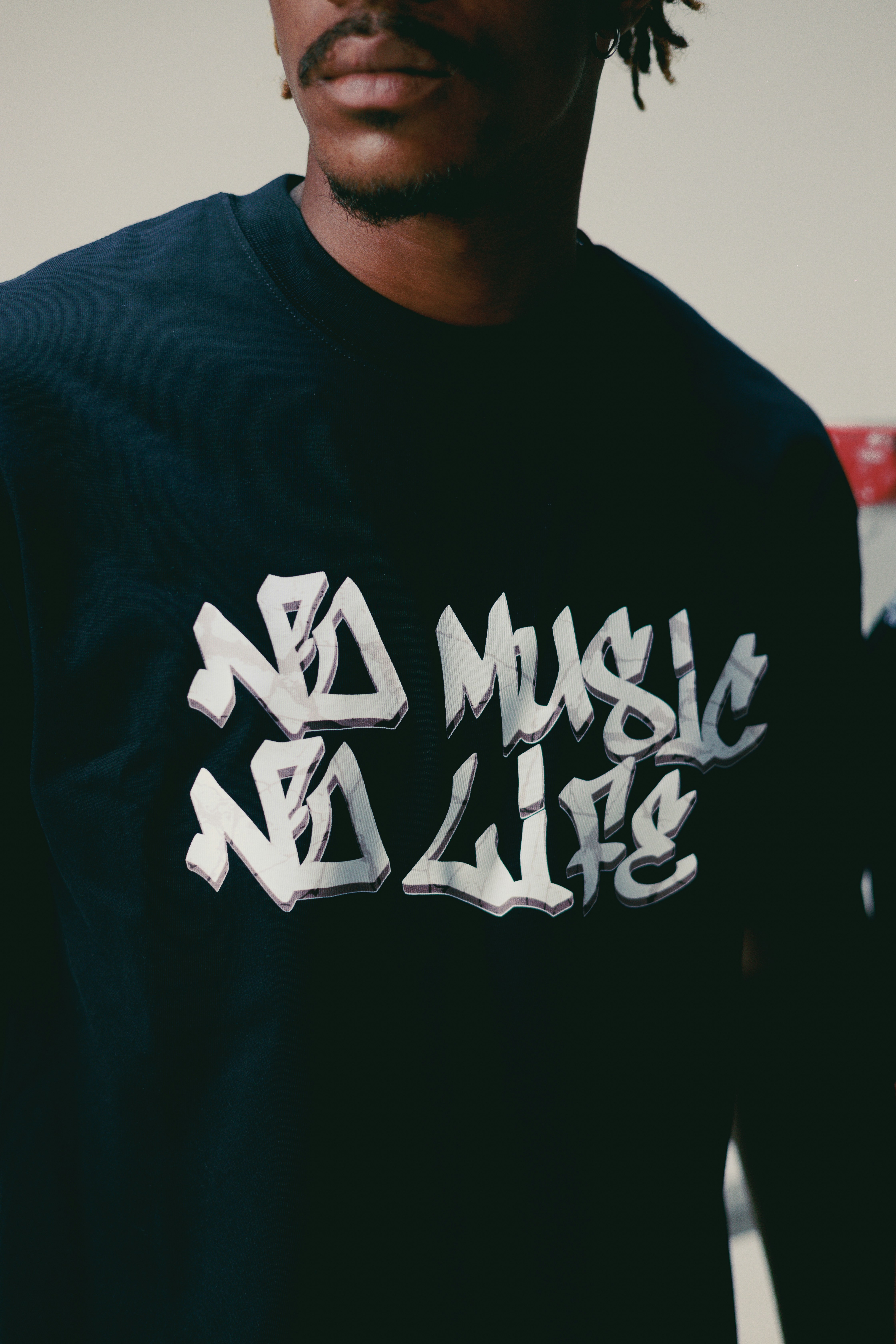 Graffiti-script Tee: No Music, No Life