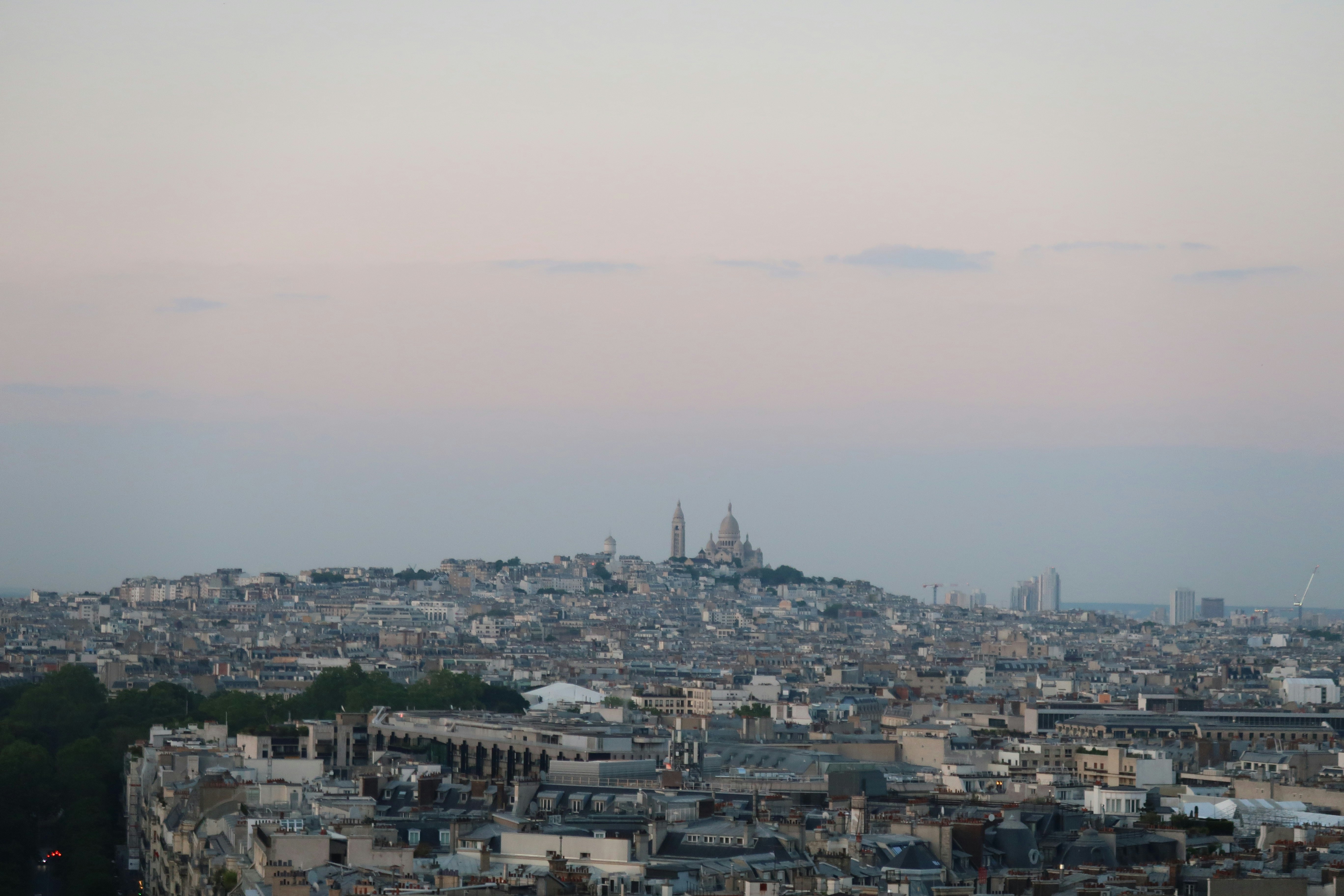 Horizon Ridge: A Panoramic Cityscape at Dusk