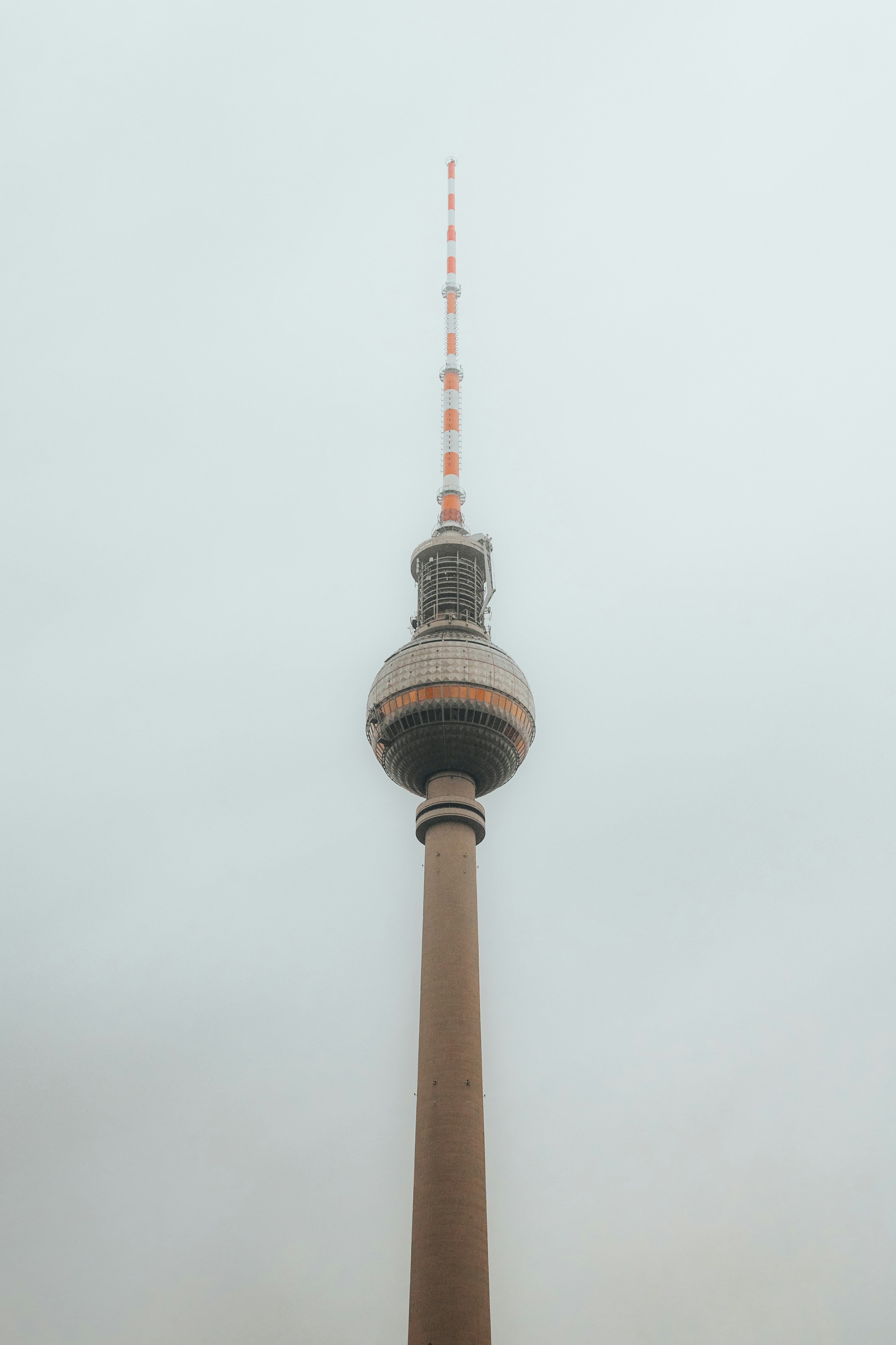 Berlin’s Skyward Needle: The Fernsehturm in Soft Dawn Light