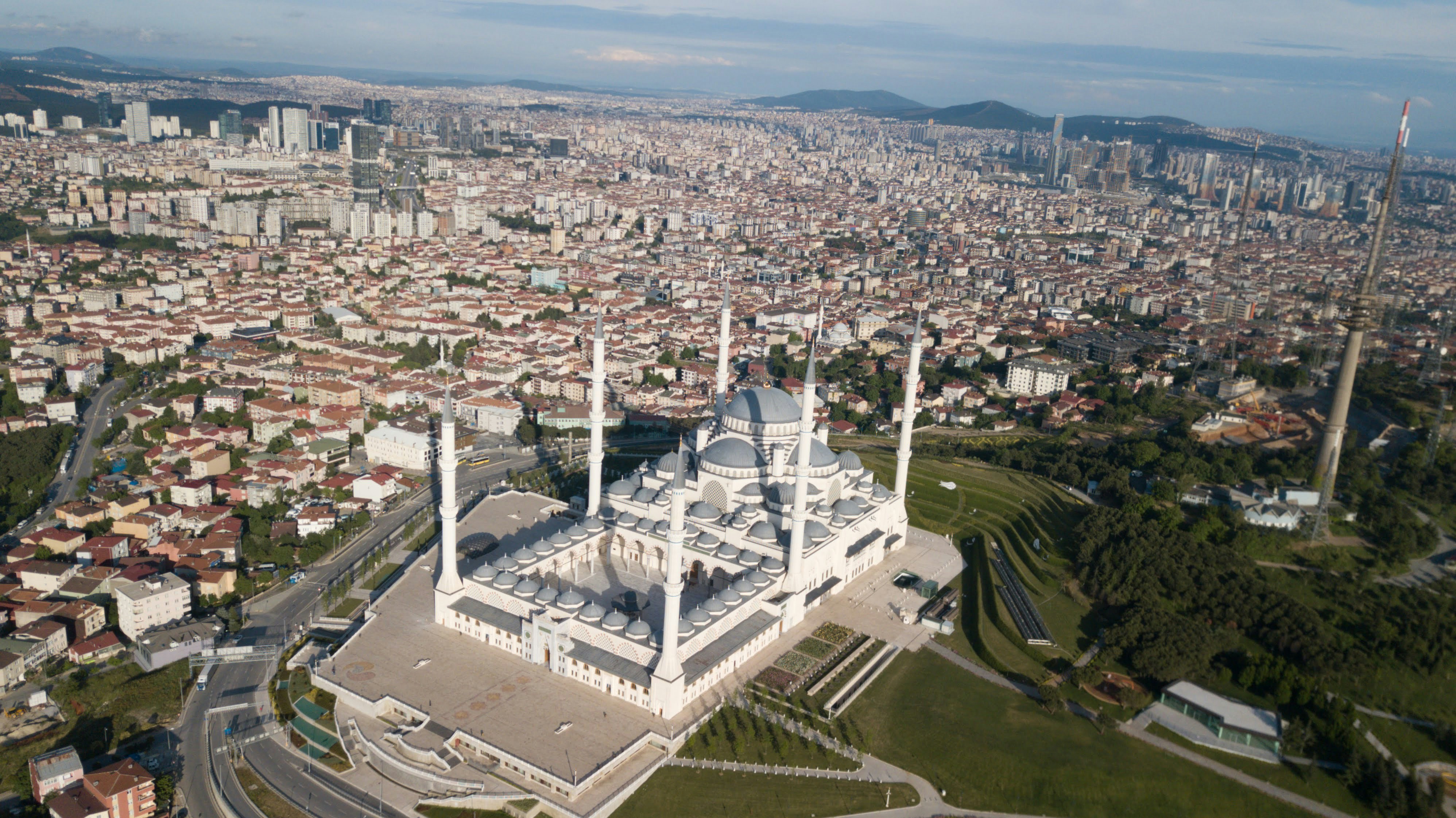 Sultan Ahmed Mosque nestled in a sea of rooftops and avenues