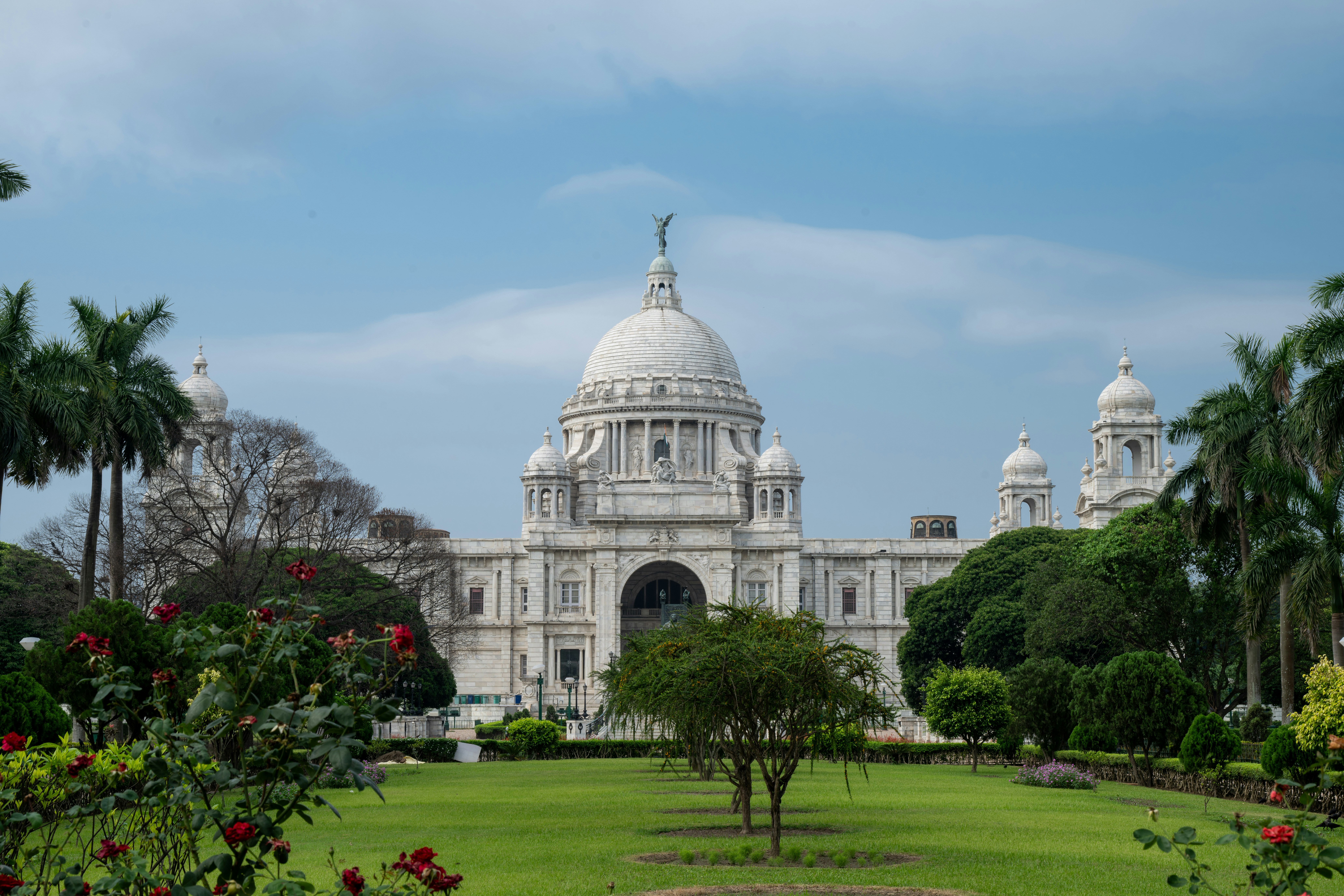 Symmetry of Marble Awe: The Victoria Memorial Grounds
