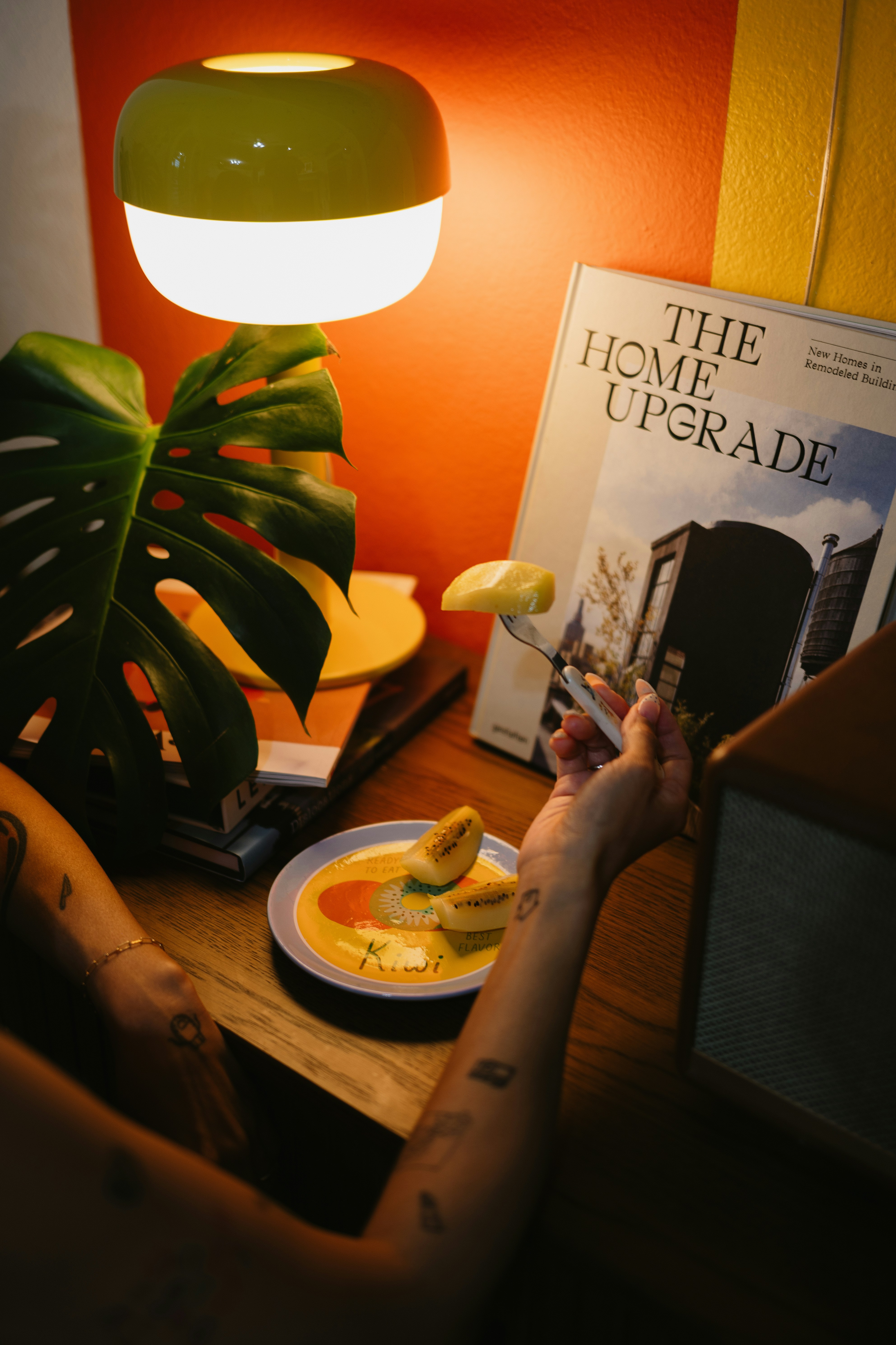 Citrus Glow: A Cozy Corner with a Tinted Sunset Light