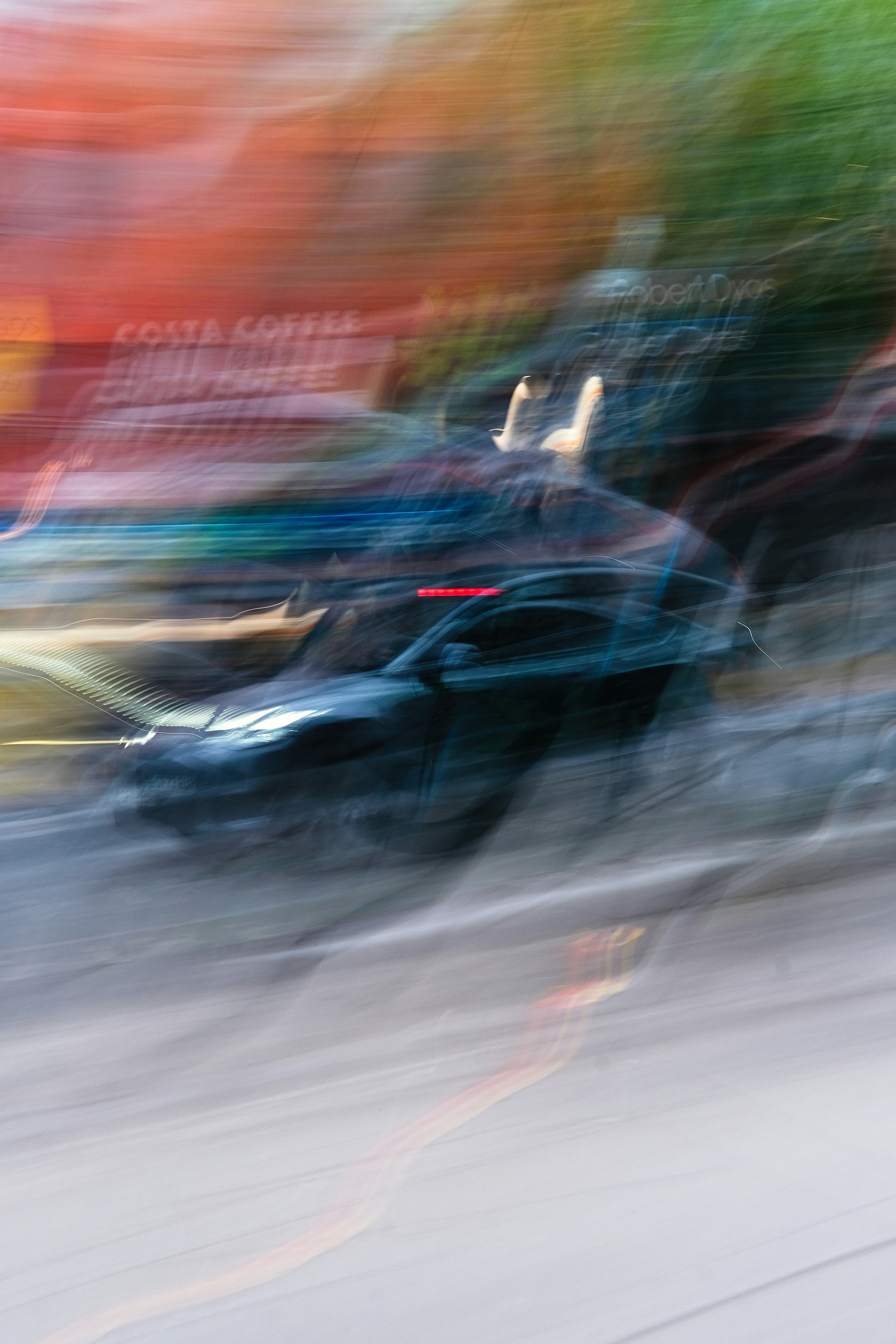Blurred City Pulse: Motion Through a City Street