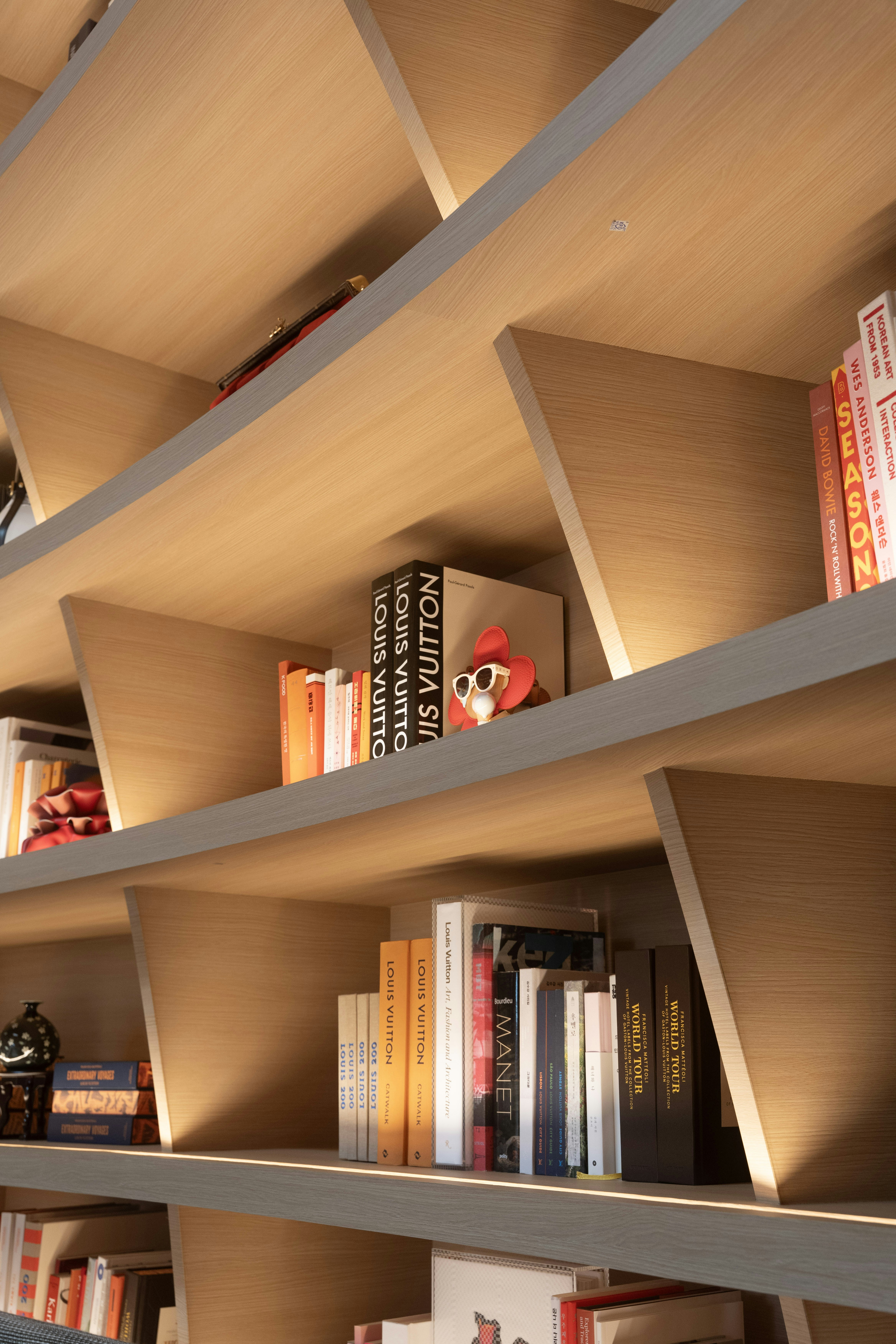Shelf Geometry: A Library of Angled Planes and Hidden Treasures