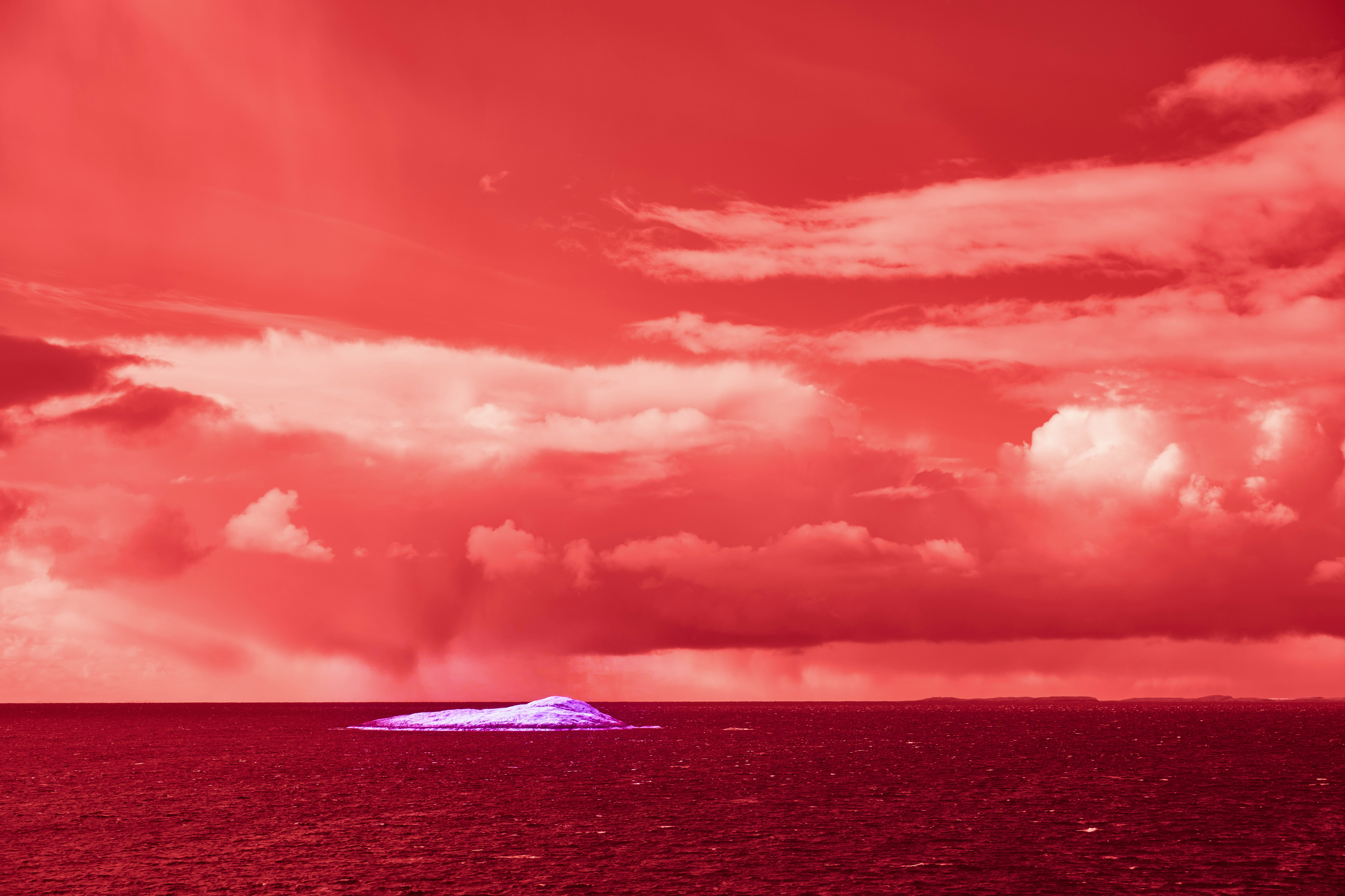 Red Horizon: A Quiet Seabed Under a Crimson Sky