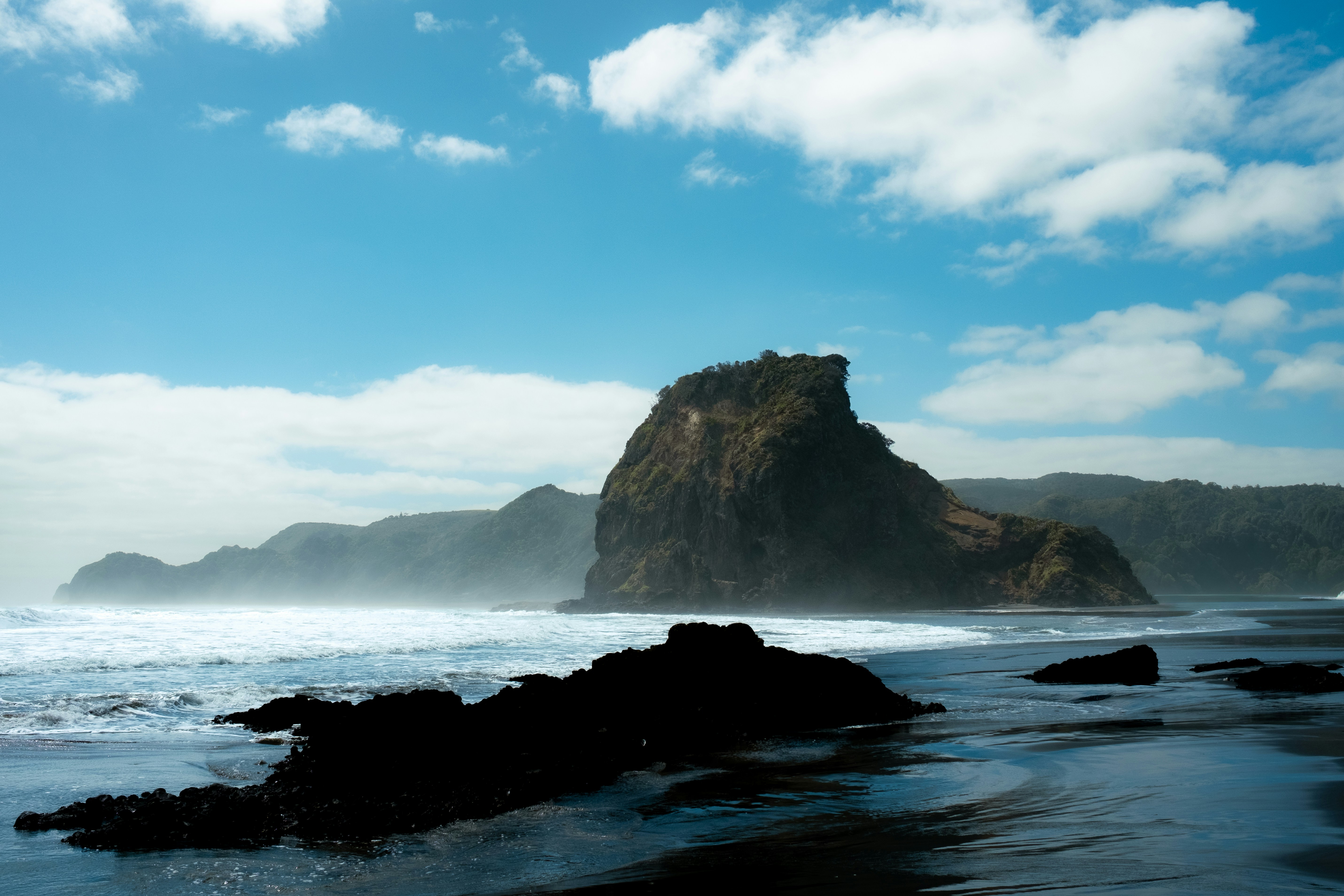 Sea Stack Sentinel: A Quiet Cliff Rising from the Pacific Horizon