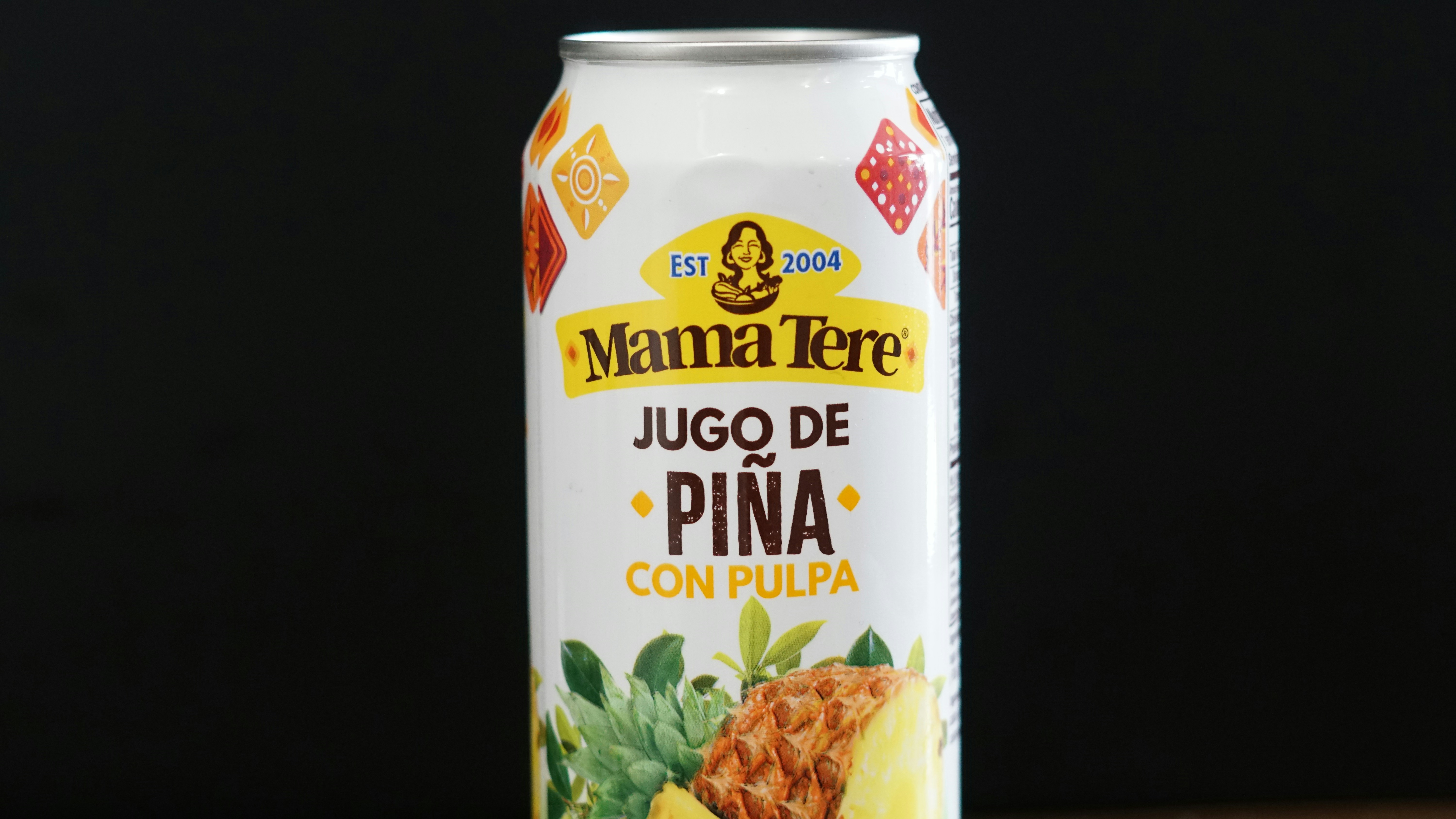 Mama Tere Piña con Pulpa: Citrus Burst on a Can