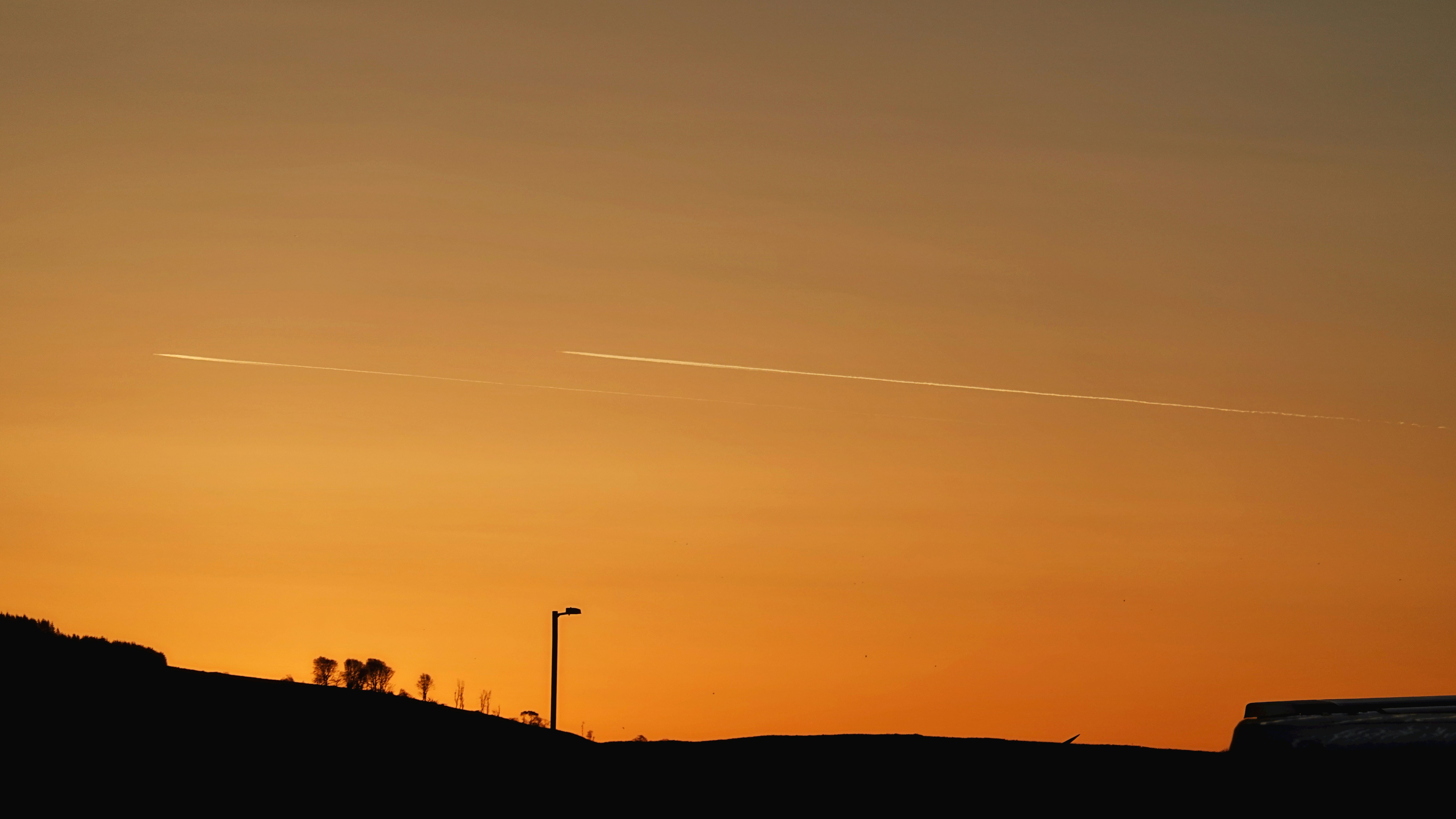 Horizon Silhouette at Golden Hour