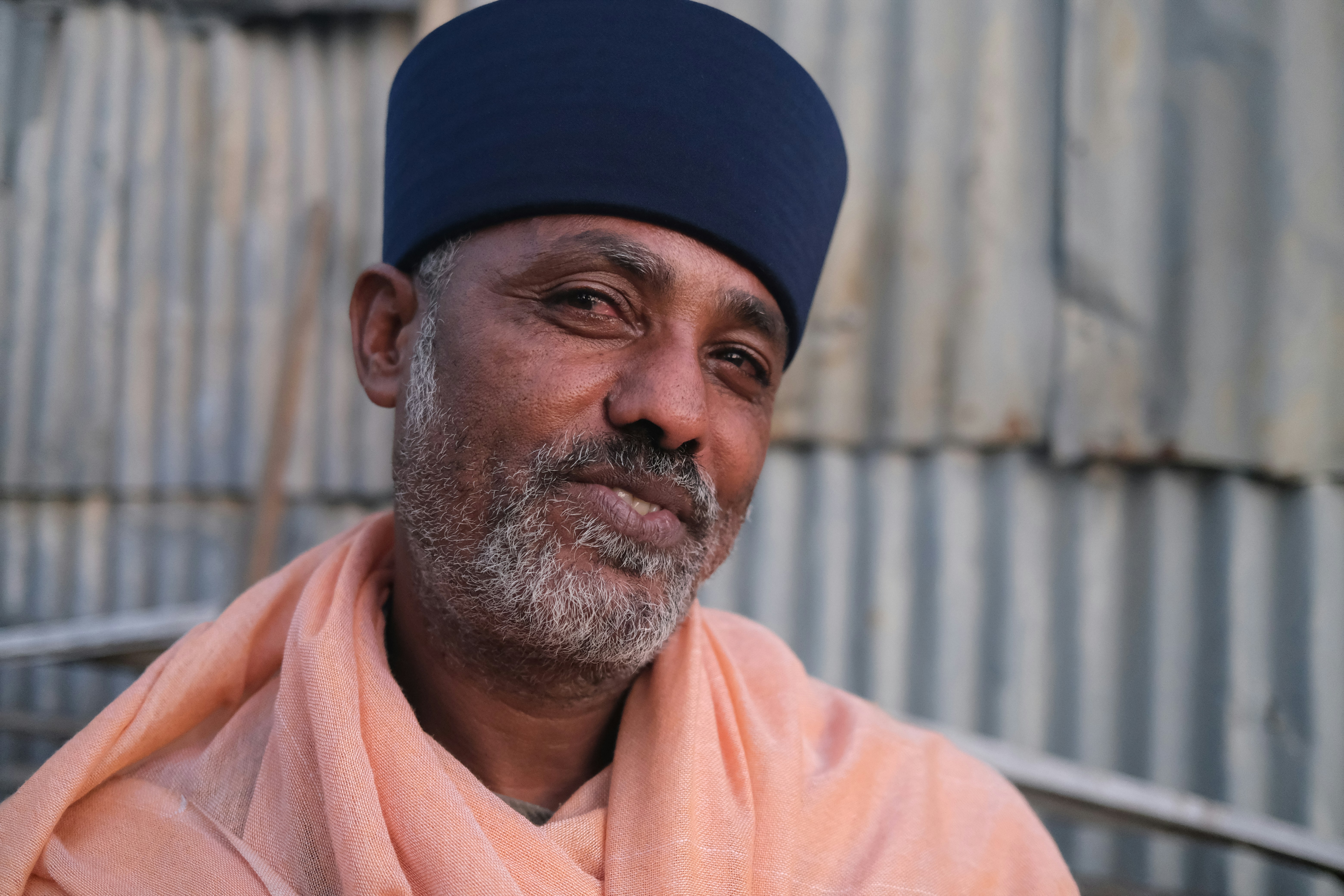 Quiet Confidence Beneath a Turban: Portrait of Dignity