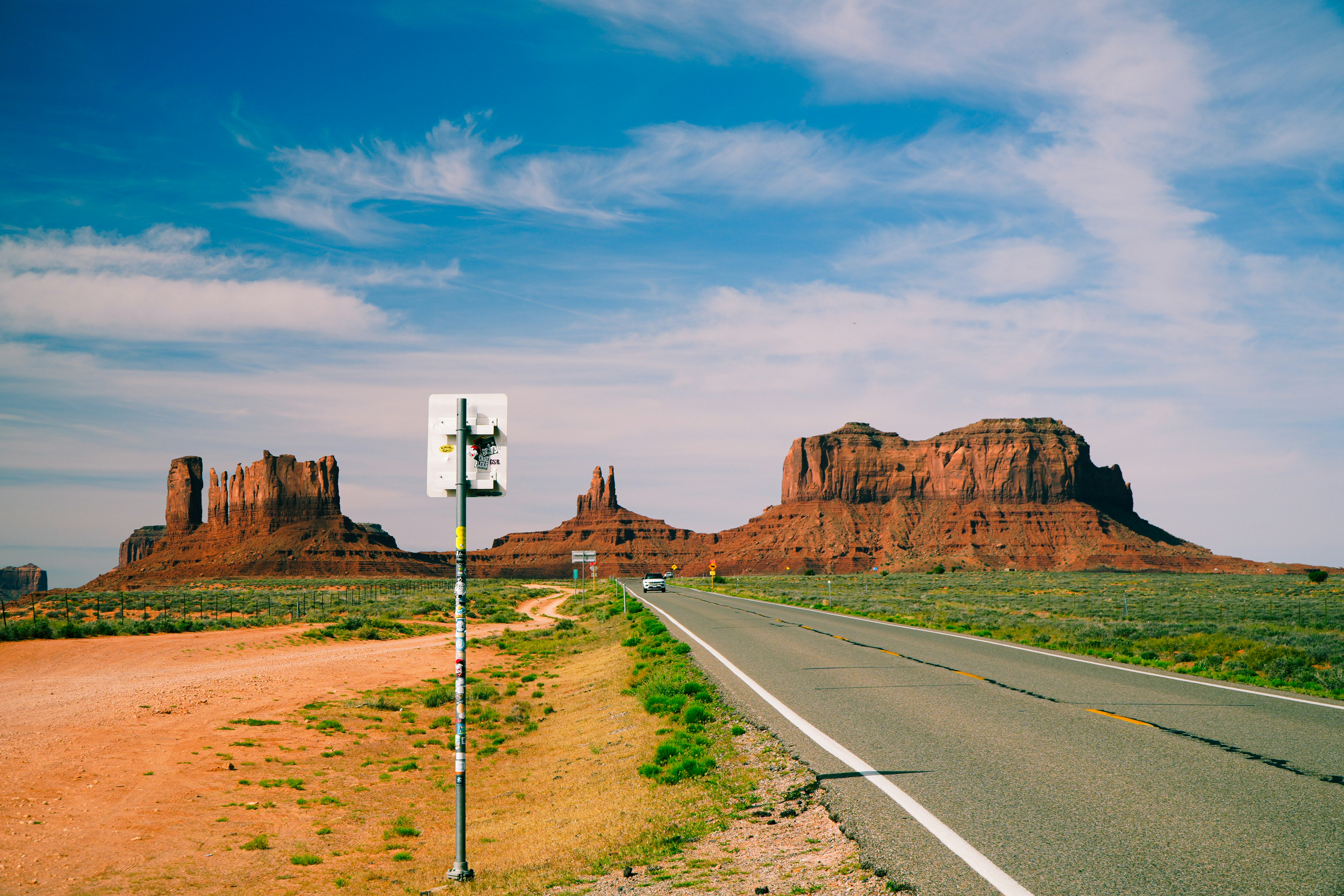 Desert Road to the Monumental Buttes