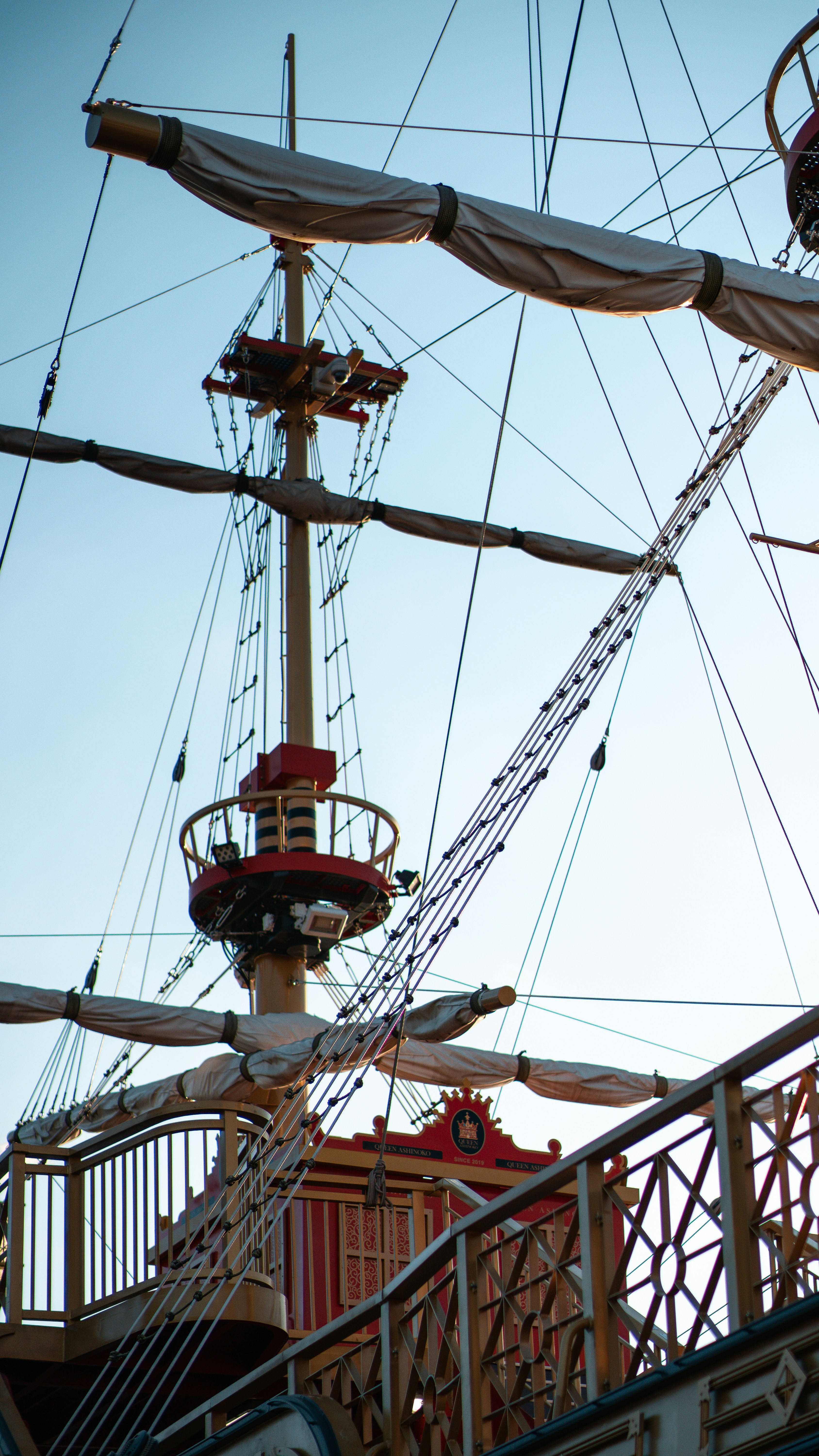 Rigging and Mast Lines: A Sailor’s Monument of Craft