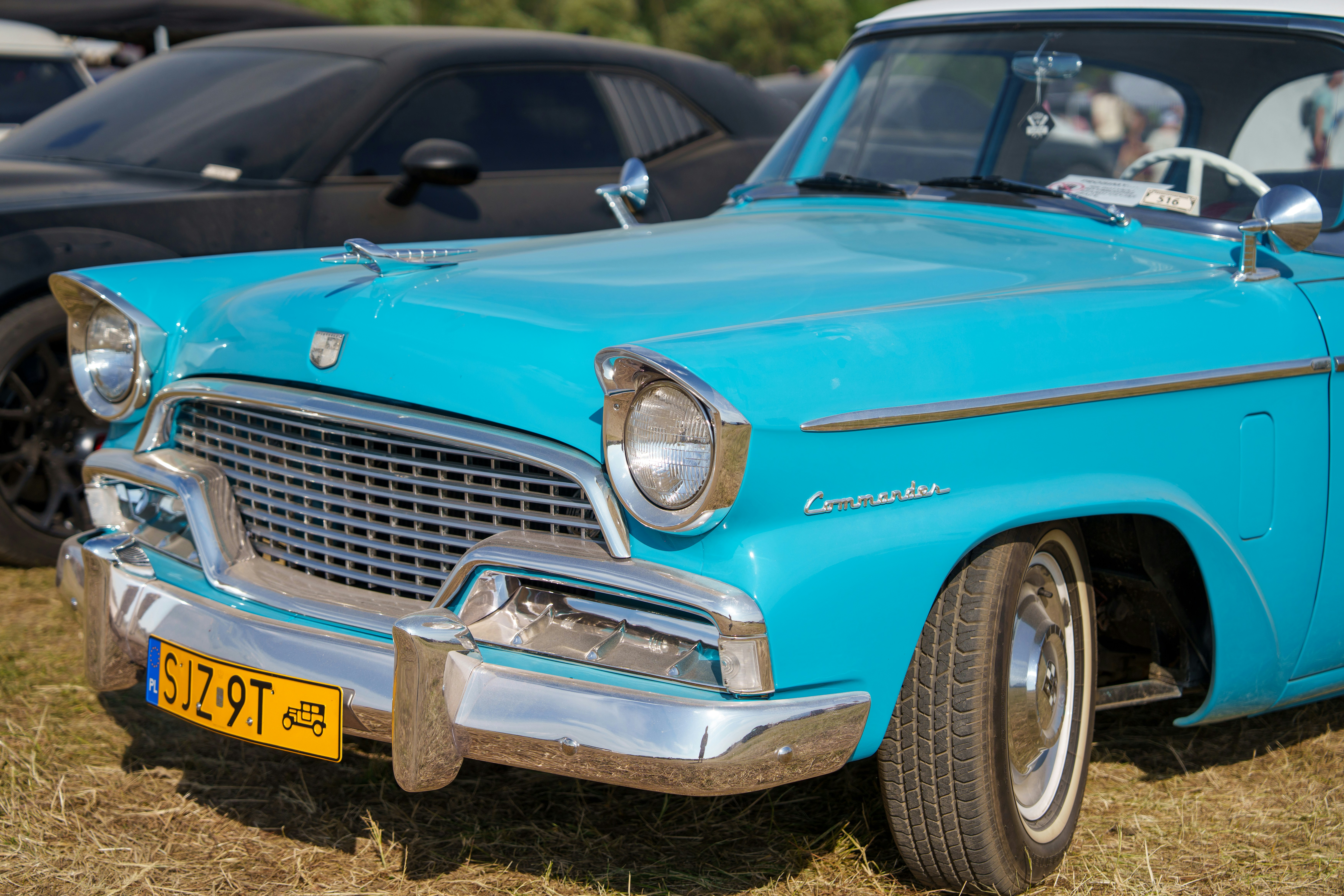 Azure Classic: A Sunlit Cradle of Chrome