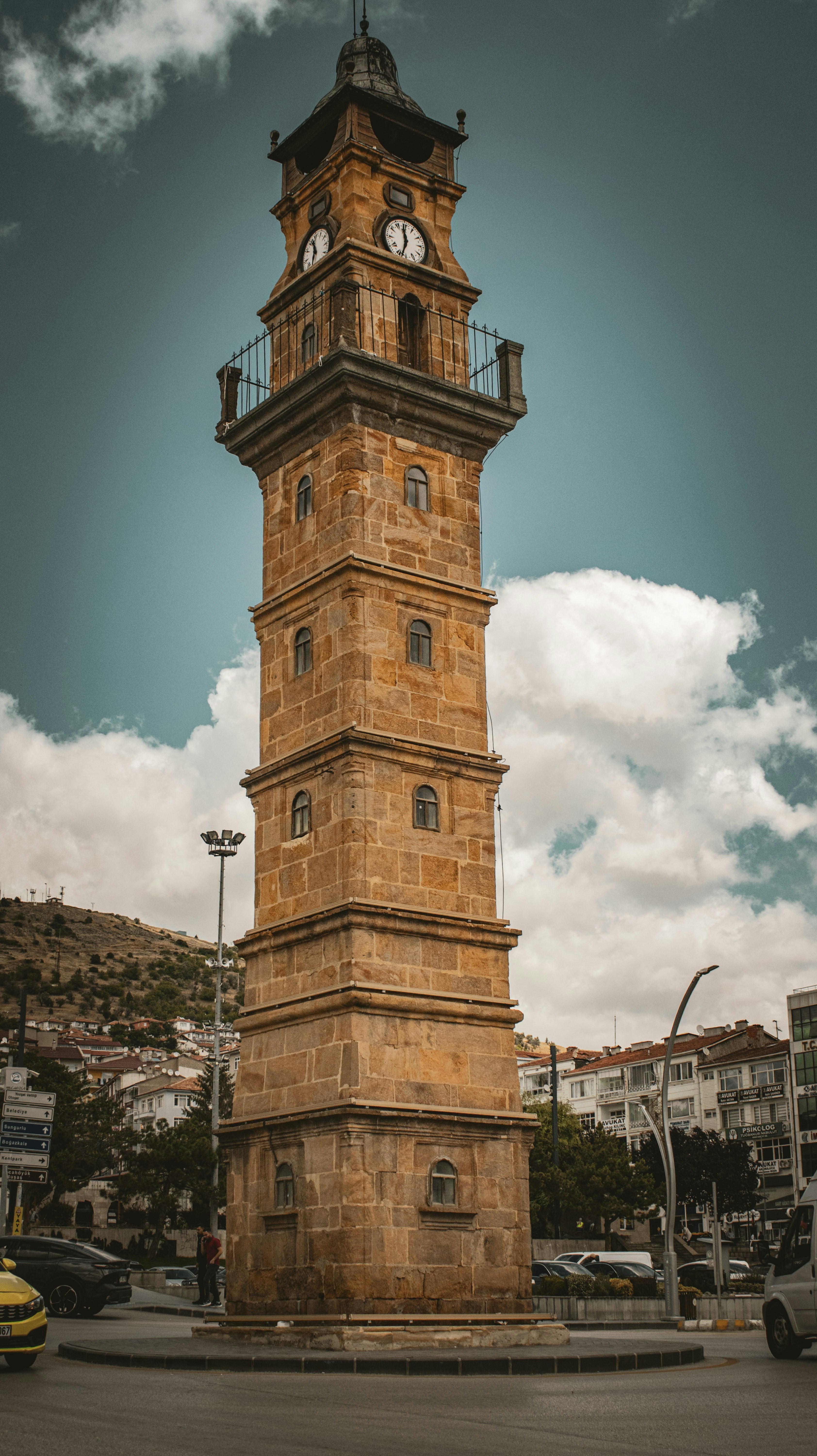 Clocktower Sentinel: A Sunlit Stone Spire Piercing the Sky