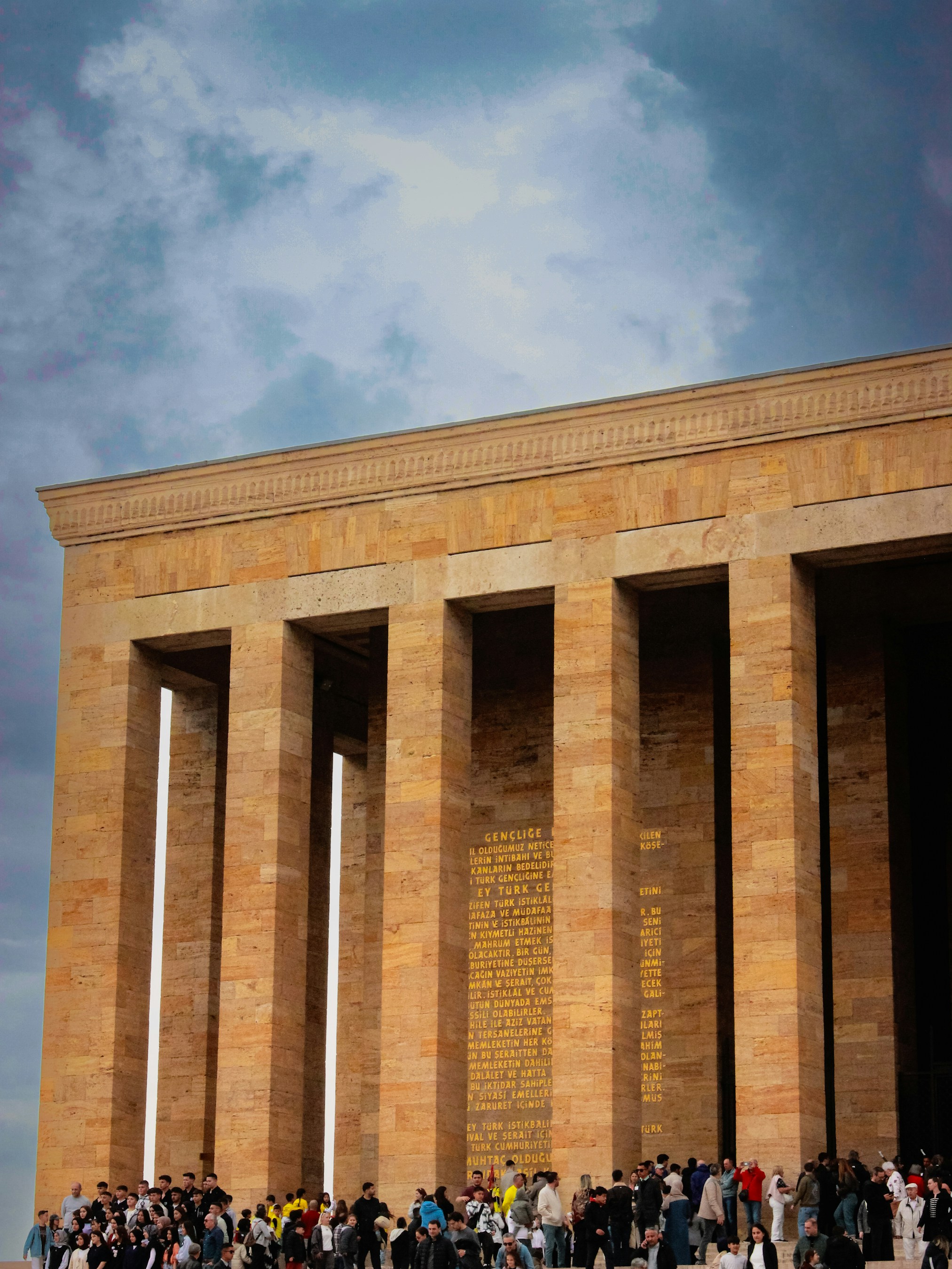 Twelve Columns and a Sea of Visitors