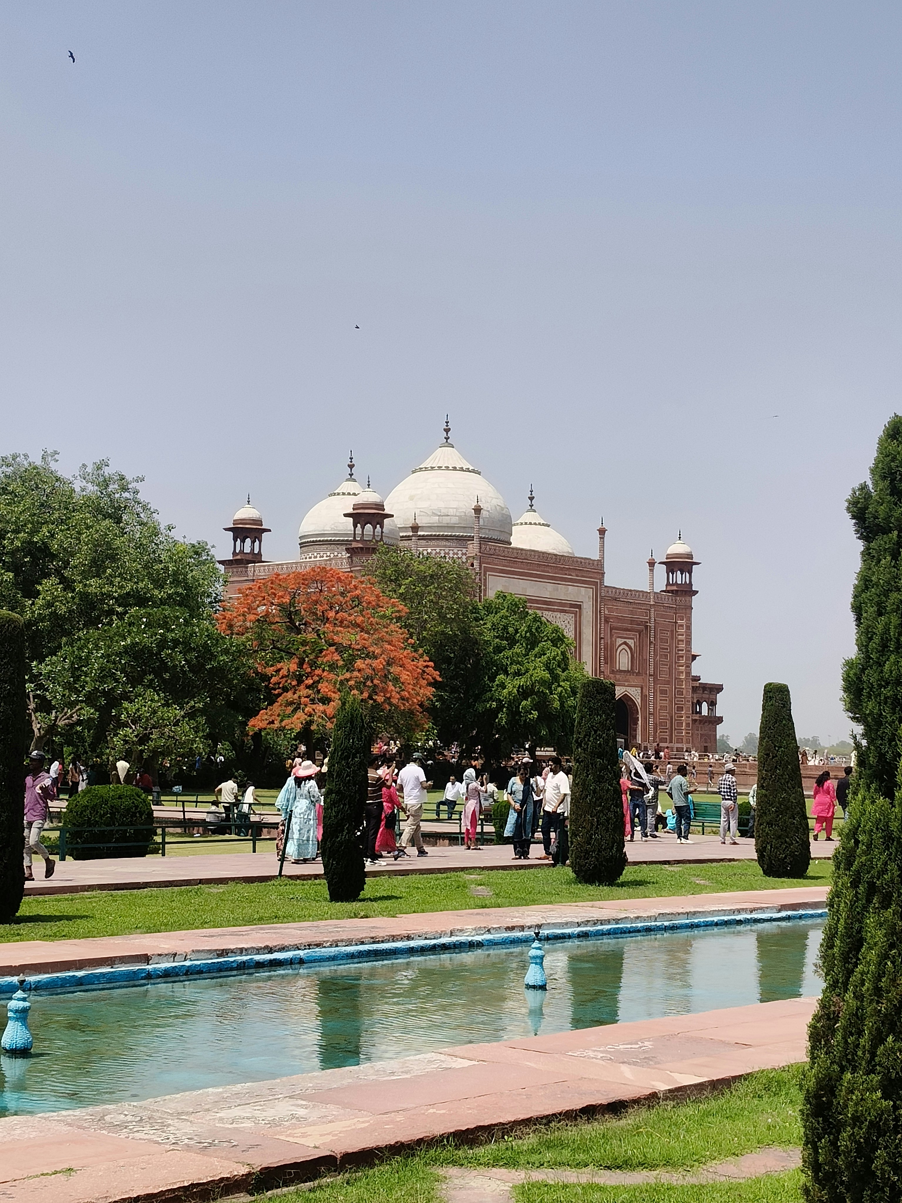 Dome of Taj Garden: A Riverbank Gathering