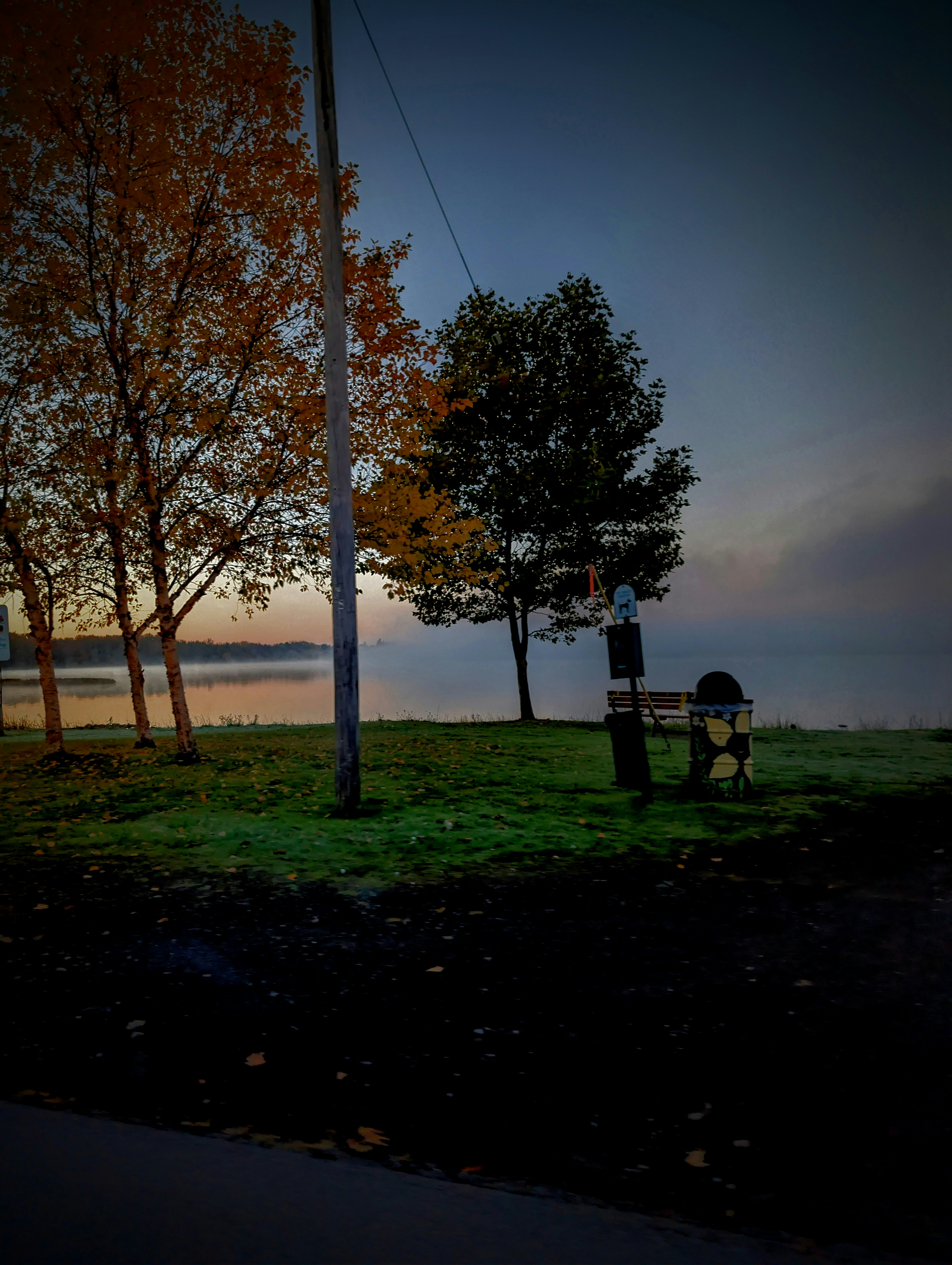 Lakeside Quiet: A Sunset Walk by the Water