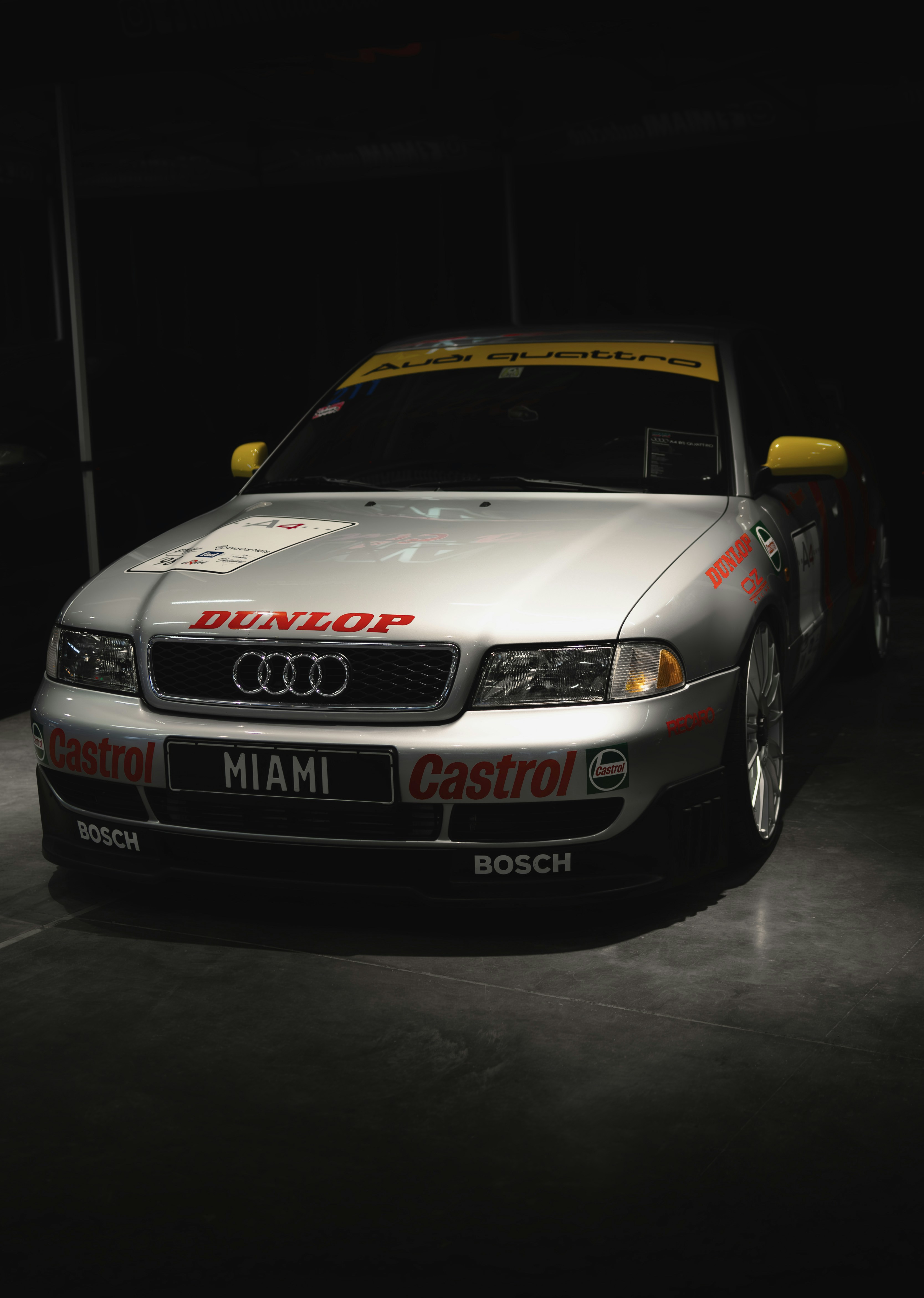 Racing Heritage in the Spotlight: Audi Power and Castrol Livery