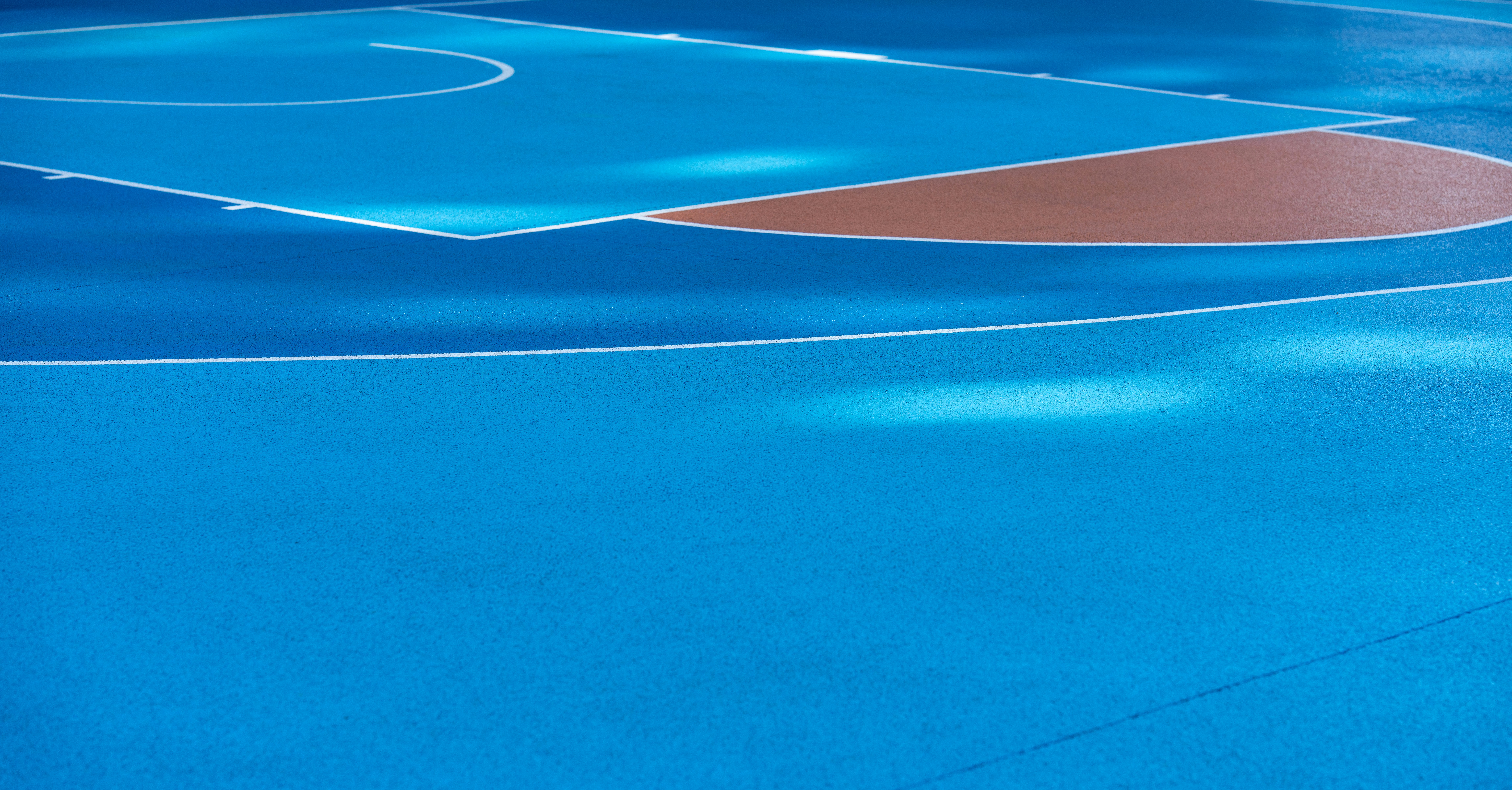 Blue Court Abstraction: Curves and Color on a Shaped Surface