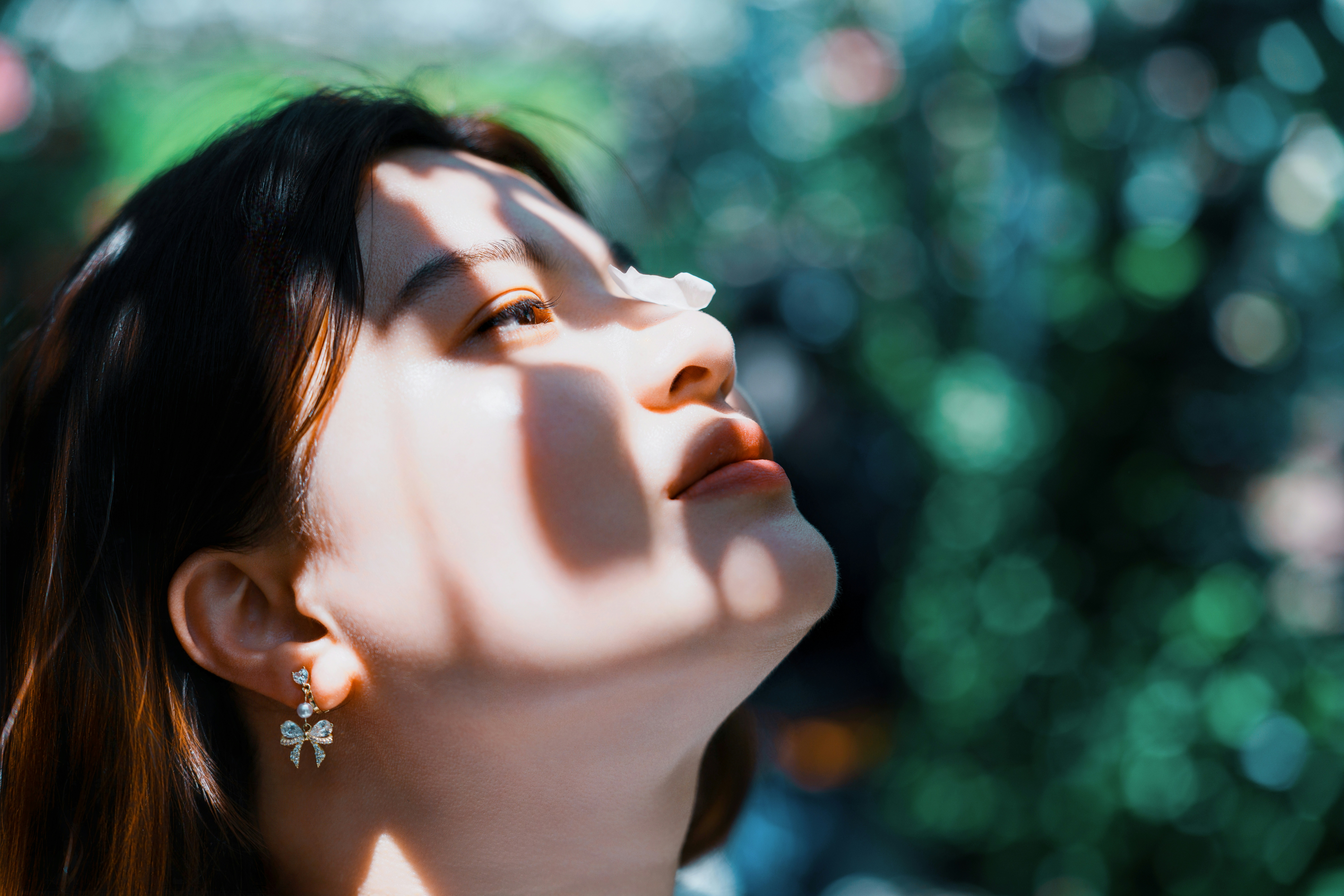 Soft Light, Sharp Gaze: A Closer Look at a Sunlit Portrait