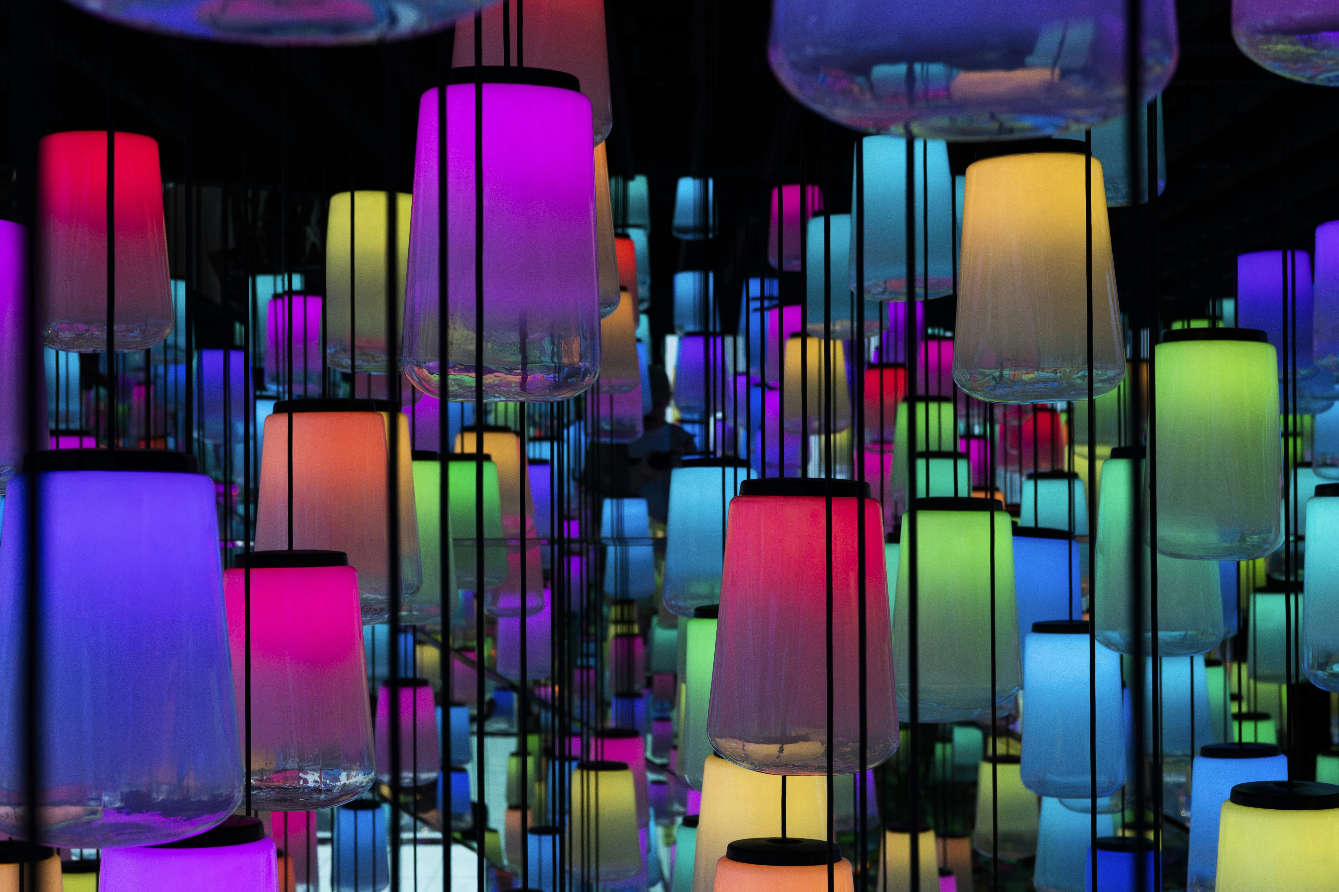 Chromatic Lantern Cascade