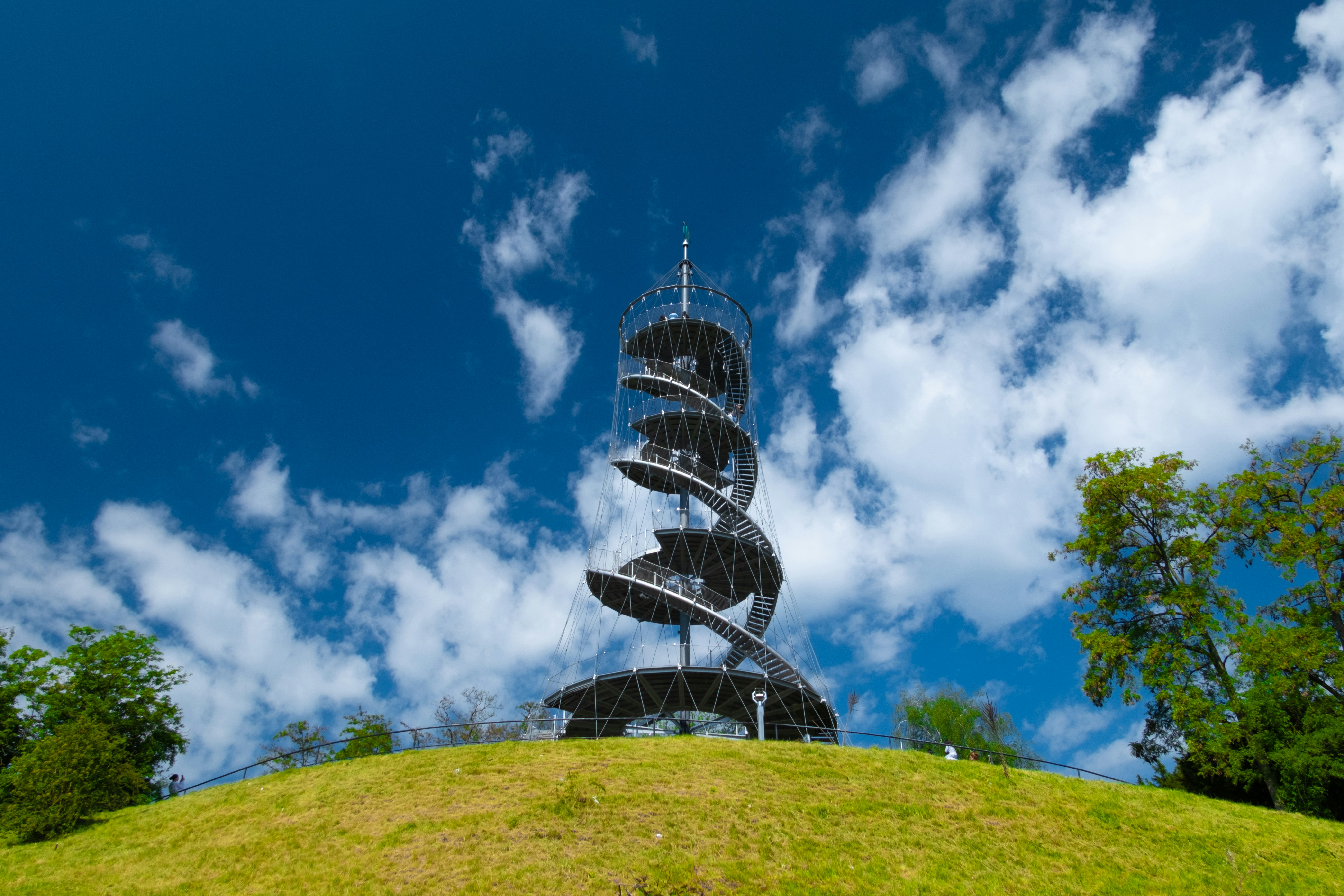Spiral Elevator: A Helical Tower Reaches the Sky