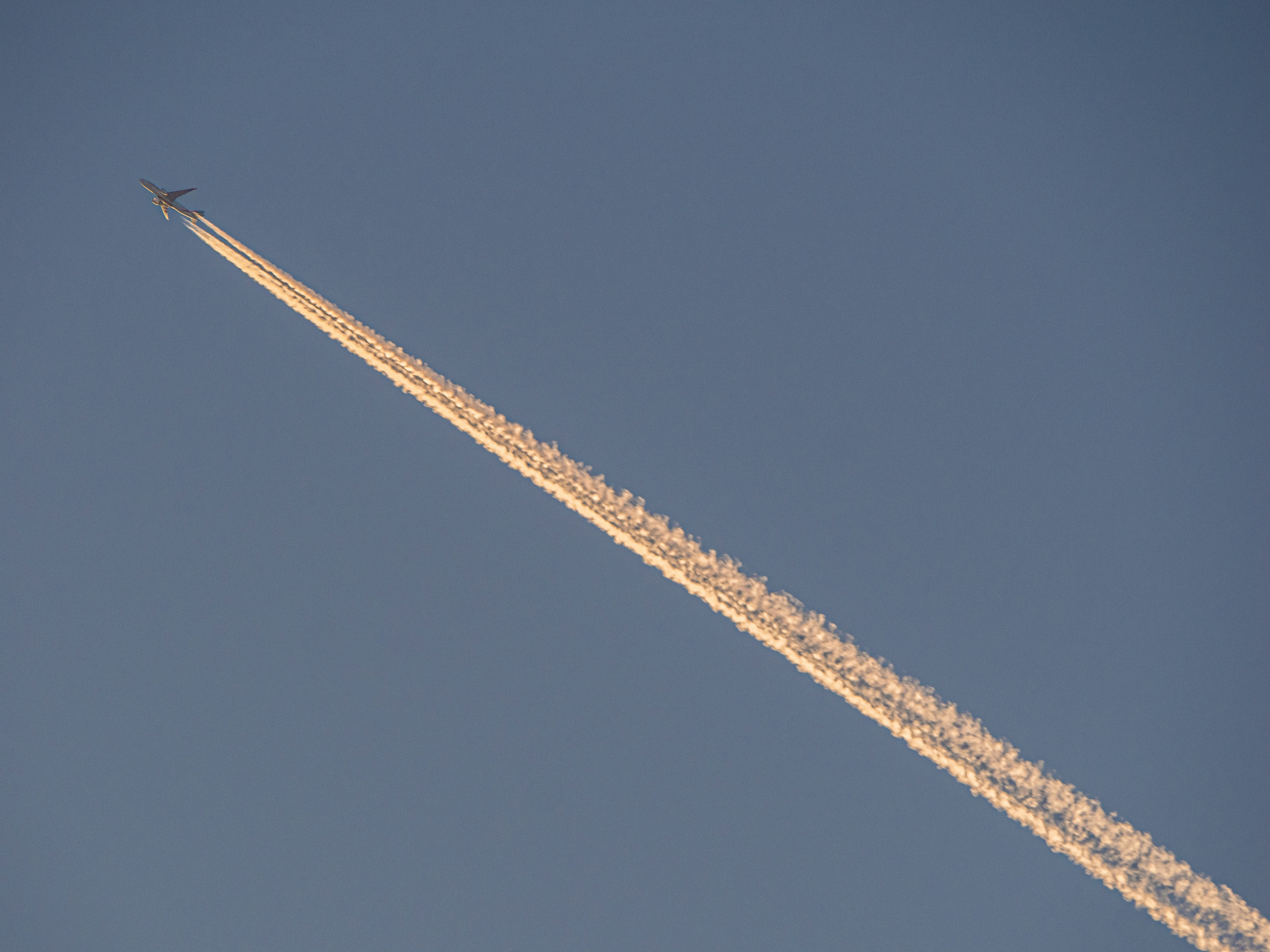Contrail Constellation: A High-Alpine Jet Tracing Light