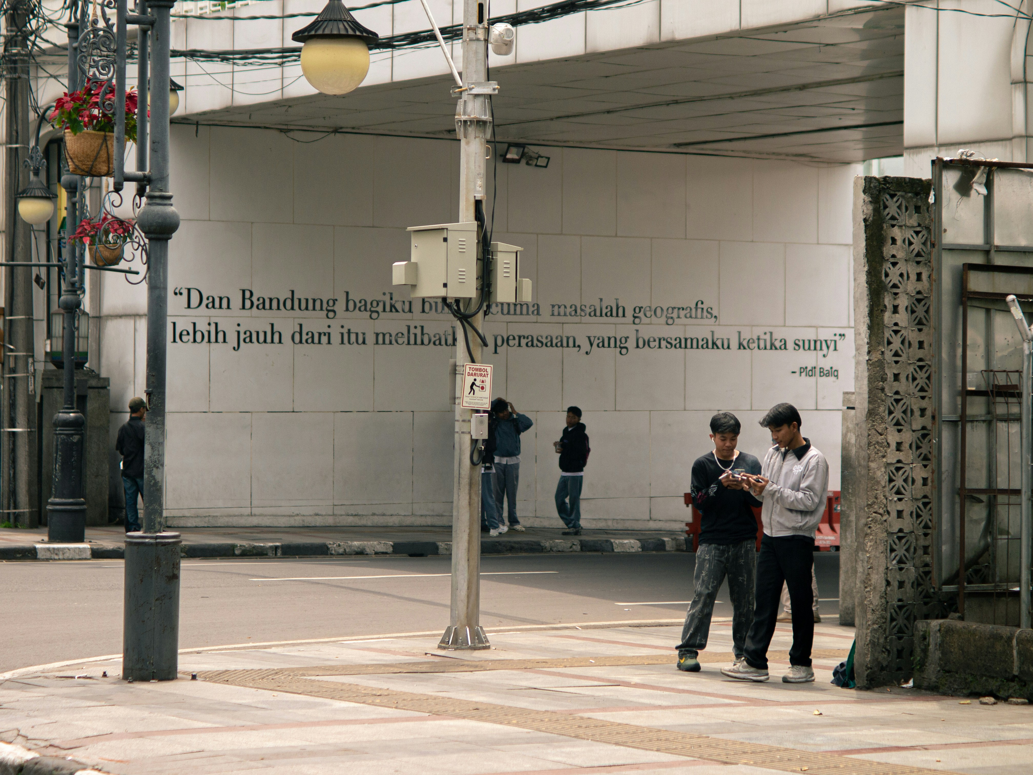 Neighbors on a Quiet Street: Dialogue Over Devices