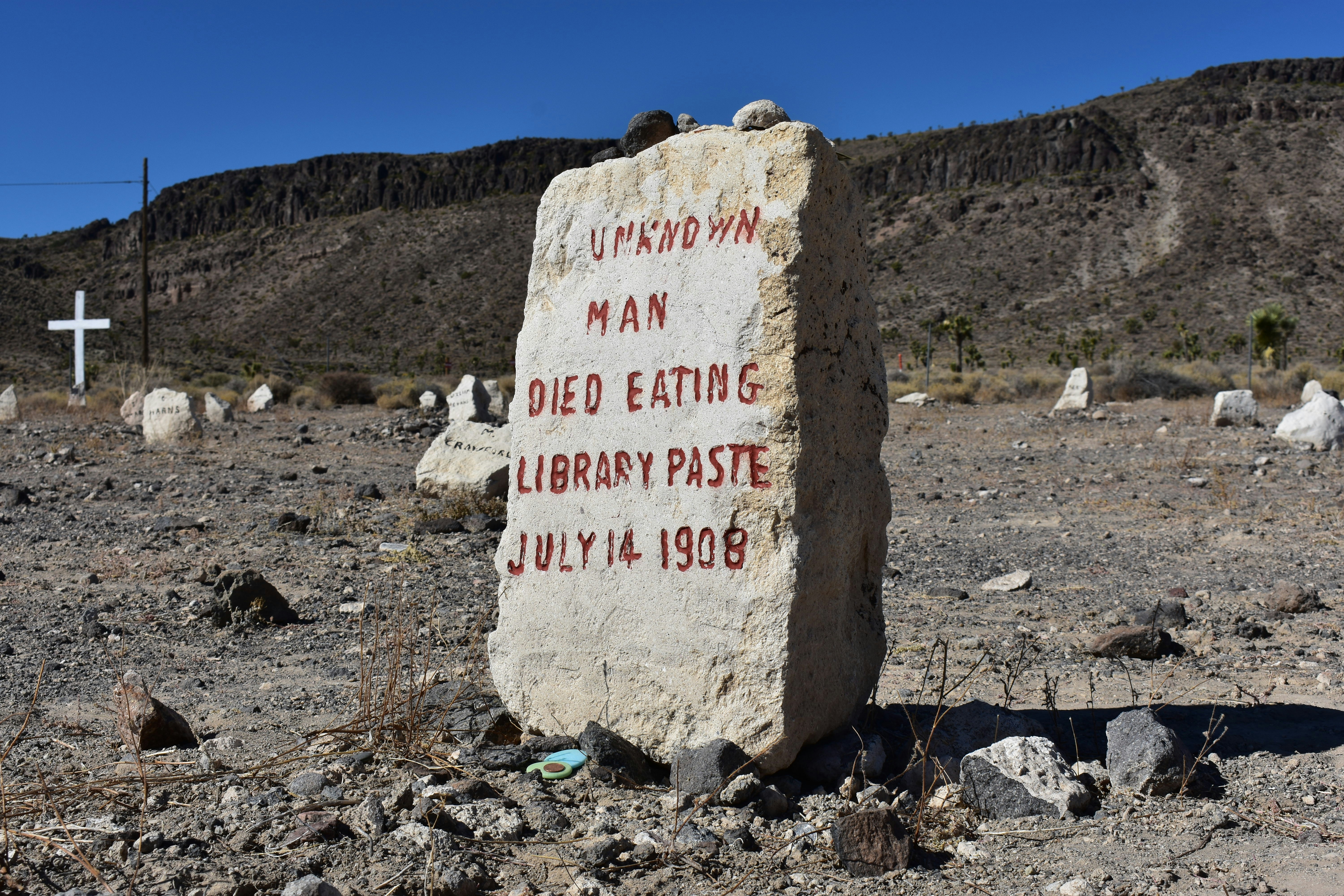 Tombstone in the Desert: A Silent Monument to a Distant Tale