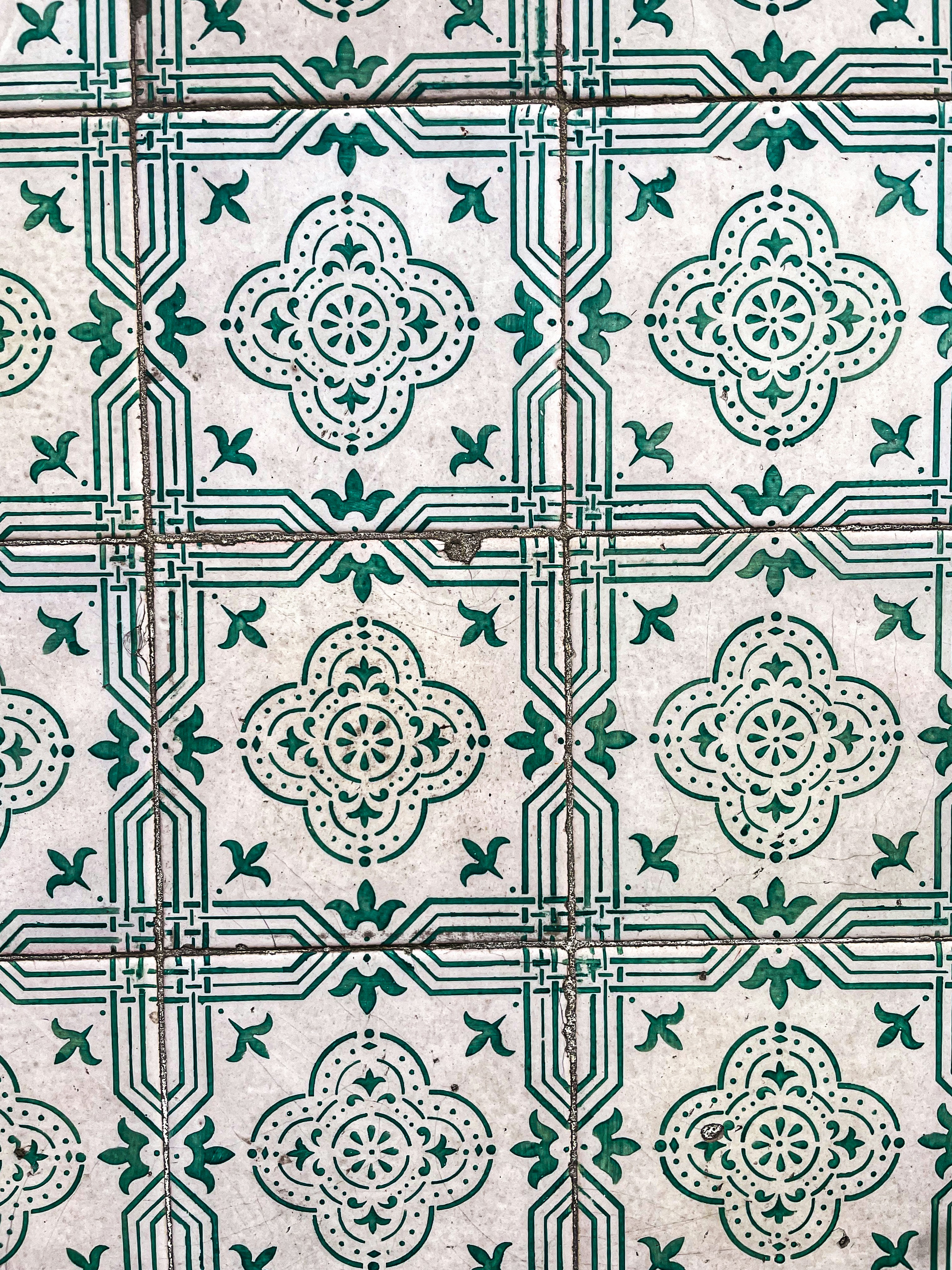 Geometric Tile Reverie: Repeating Floral Mosaic