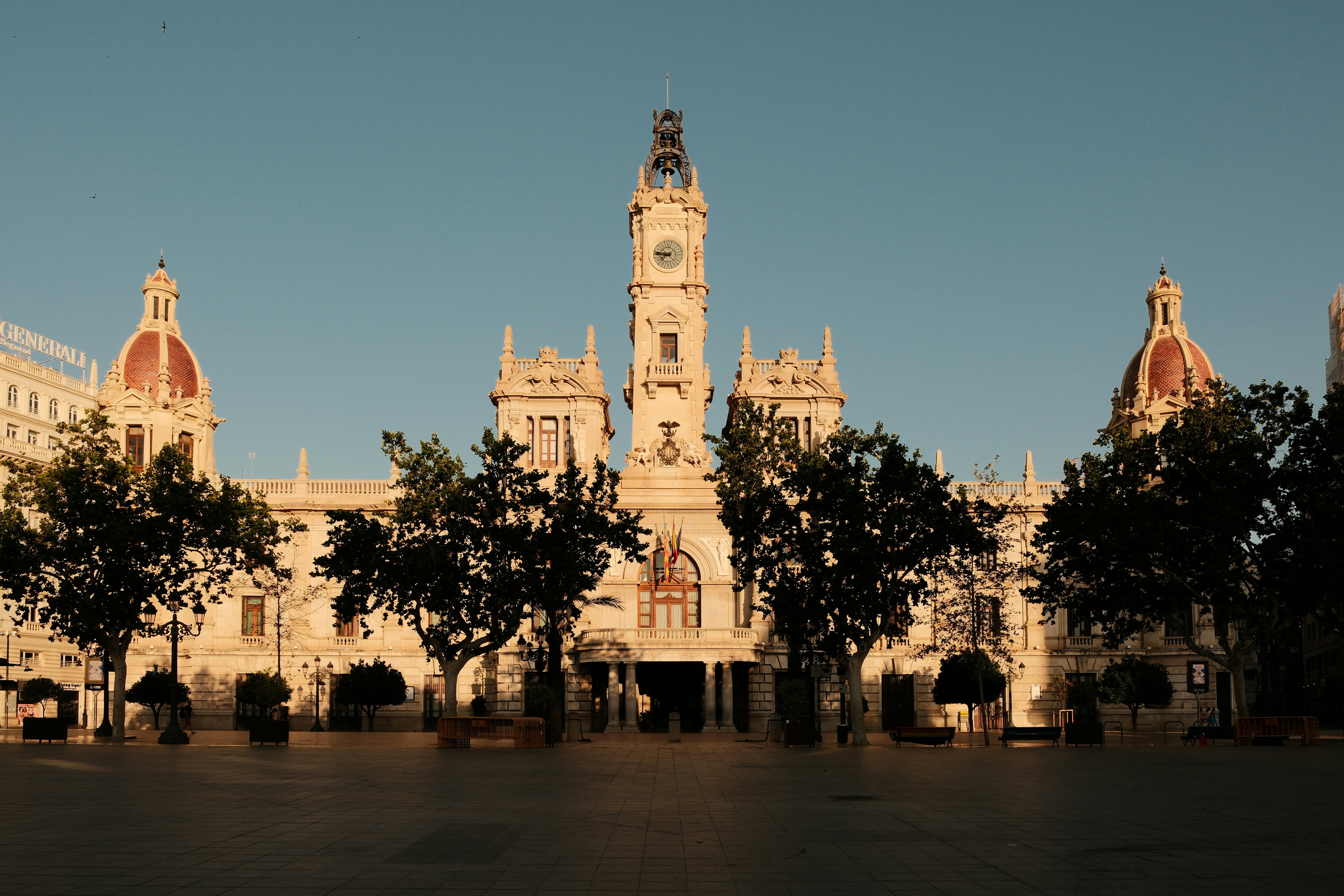 Central Clocktower Facade: Symmetry and Shade in a Grand Plaza