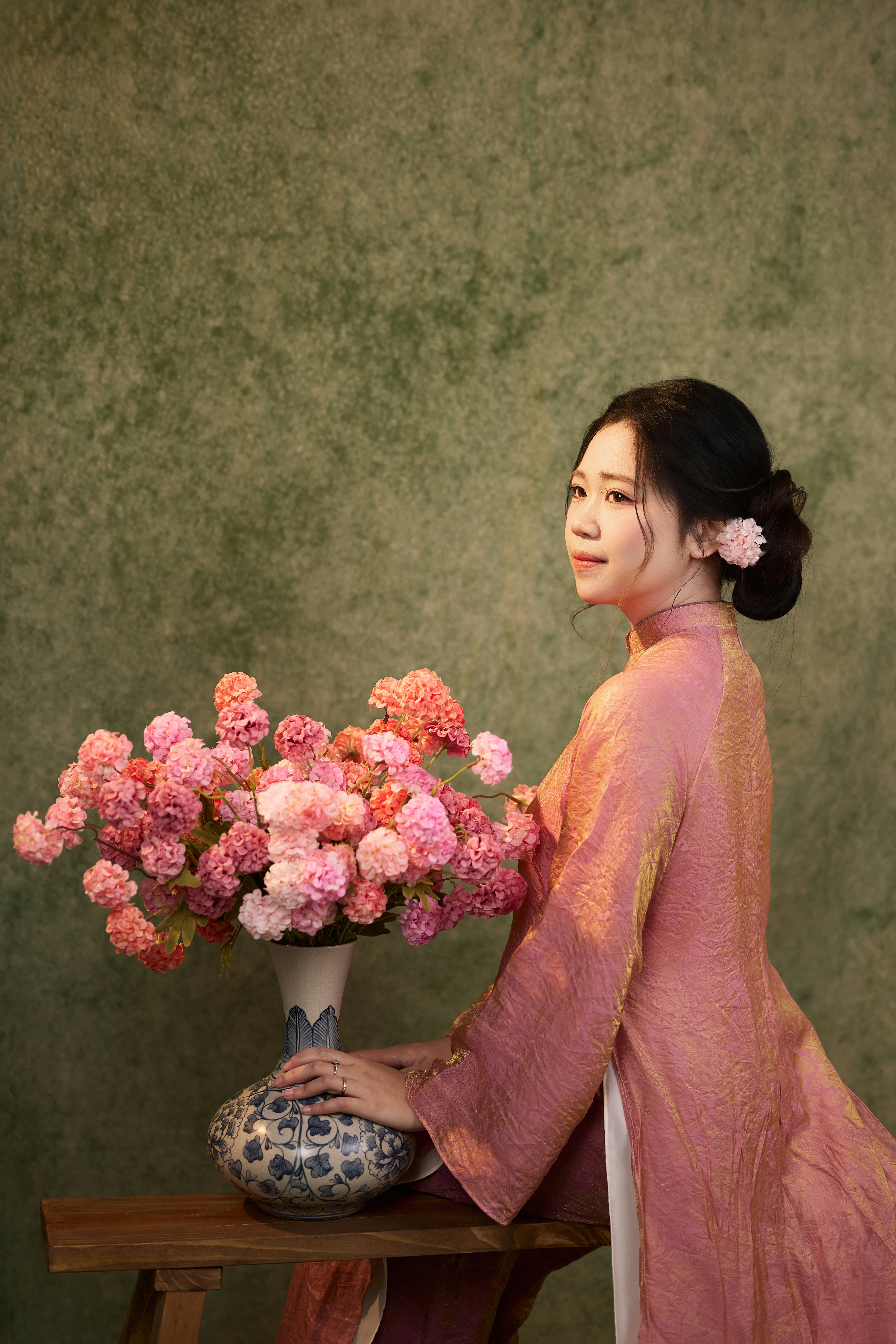 Peony Keeper in a Pink Silk Samfu