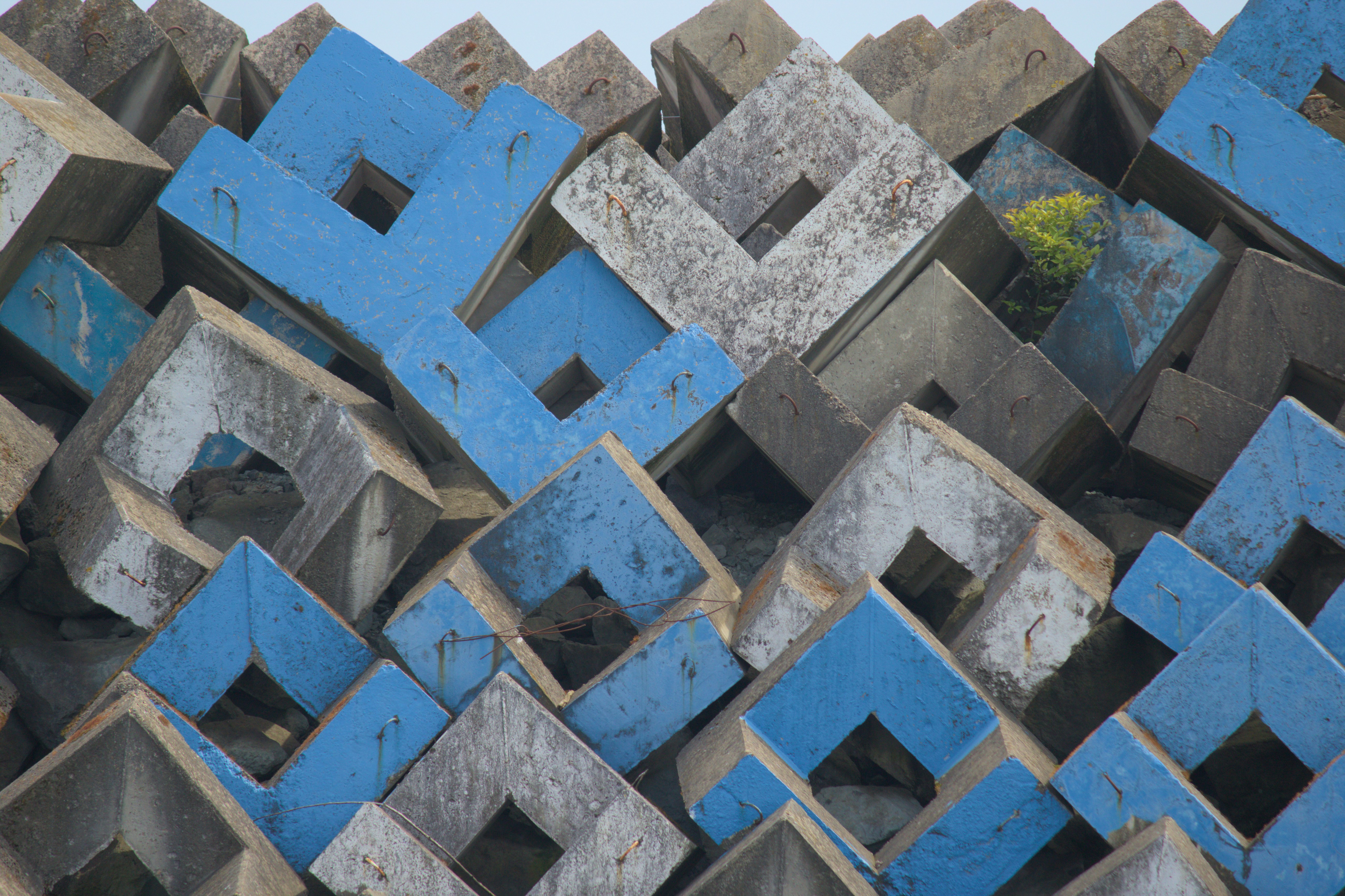 Blue-Highlighted Concrete Block Mosaic