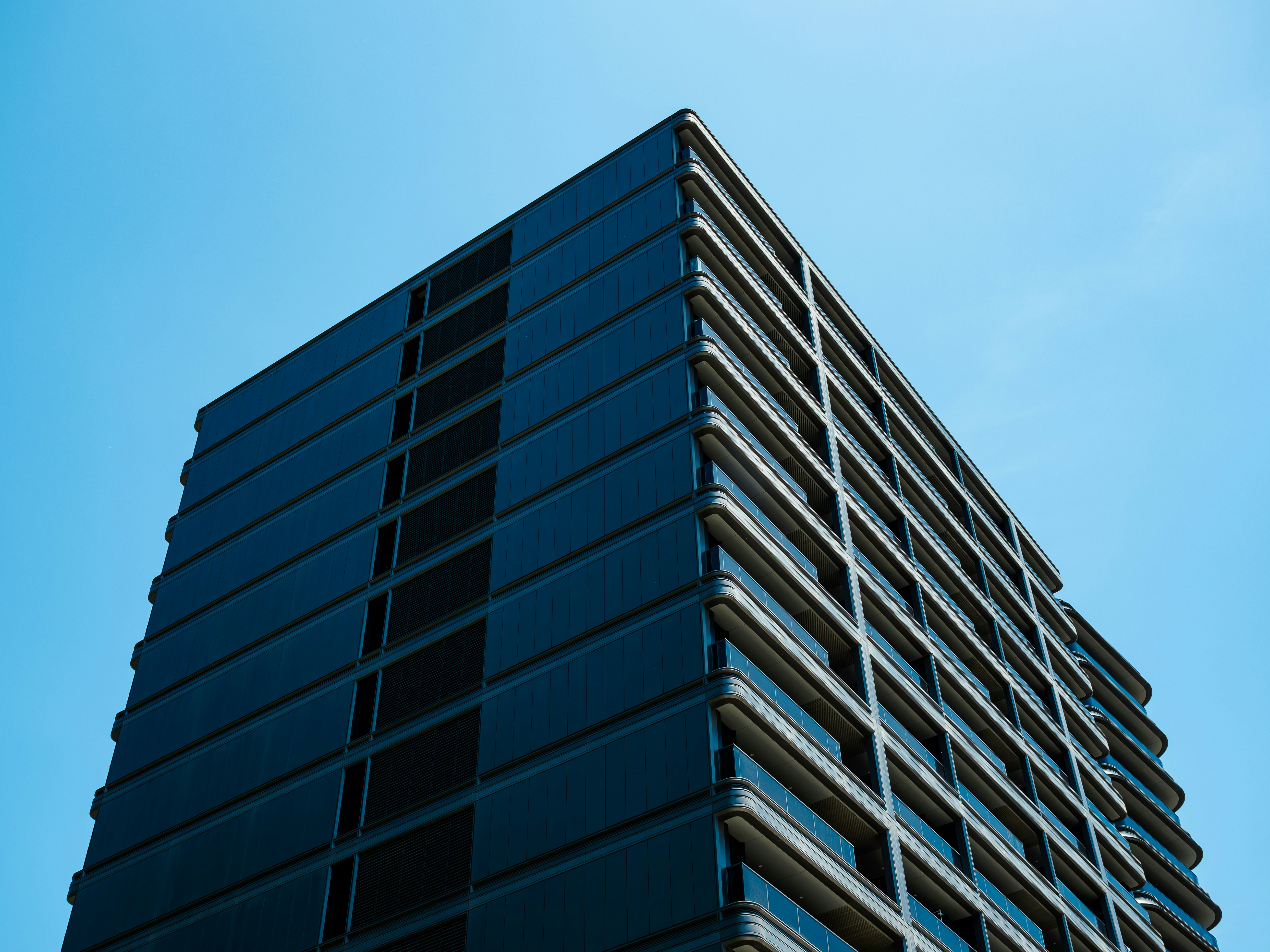 Towering Angles: A Corner of Modern Geometry Reaching the Sky
