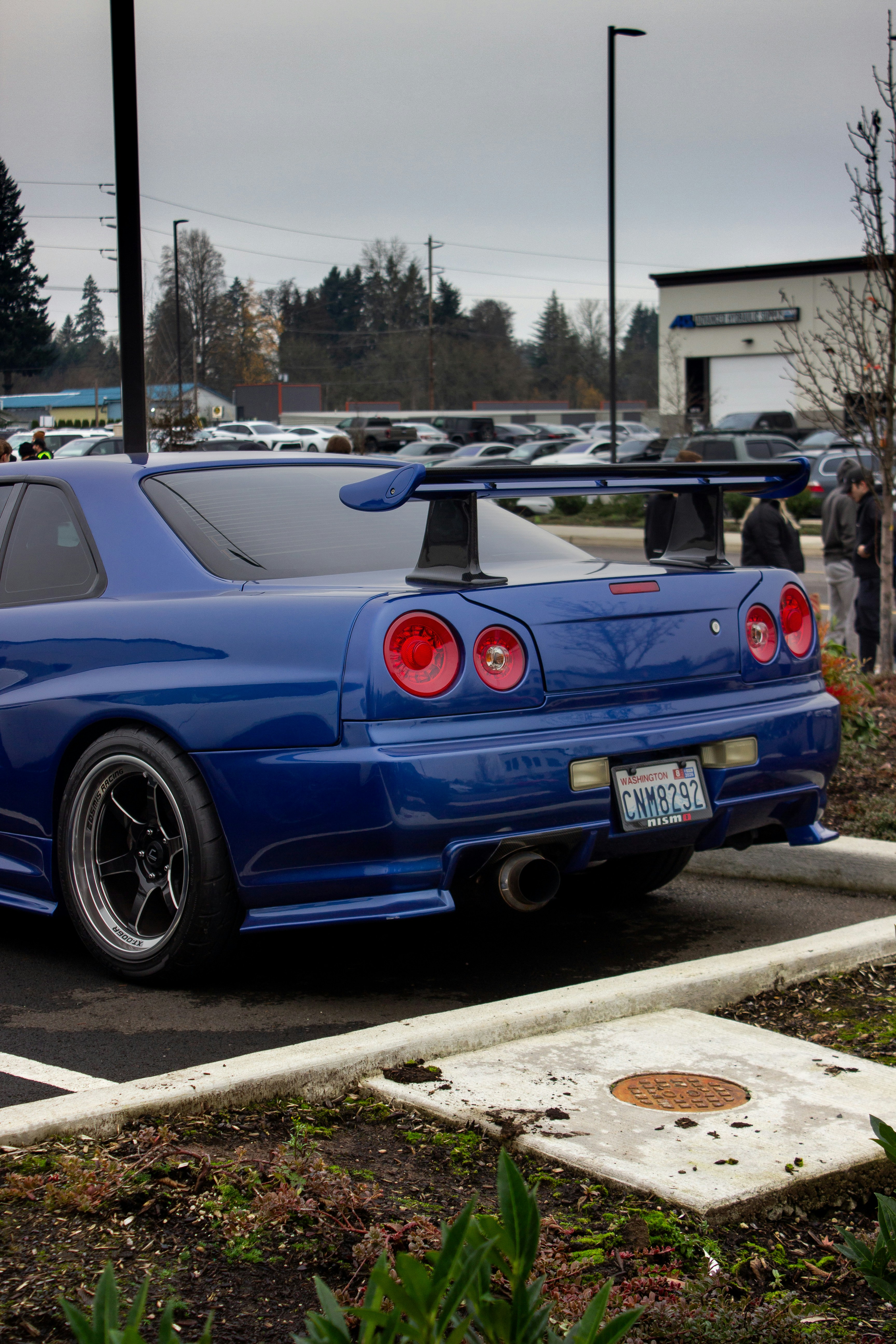 Blue Apex: A Nissan Skyline Stalwart in a Quiet Lot