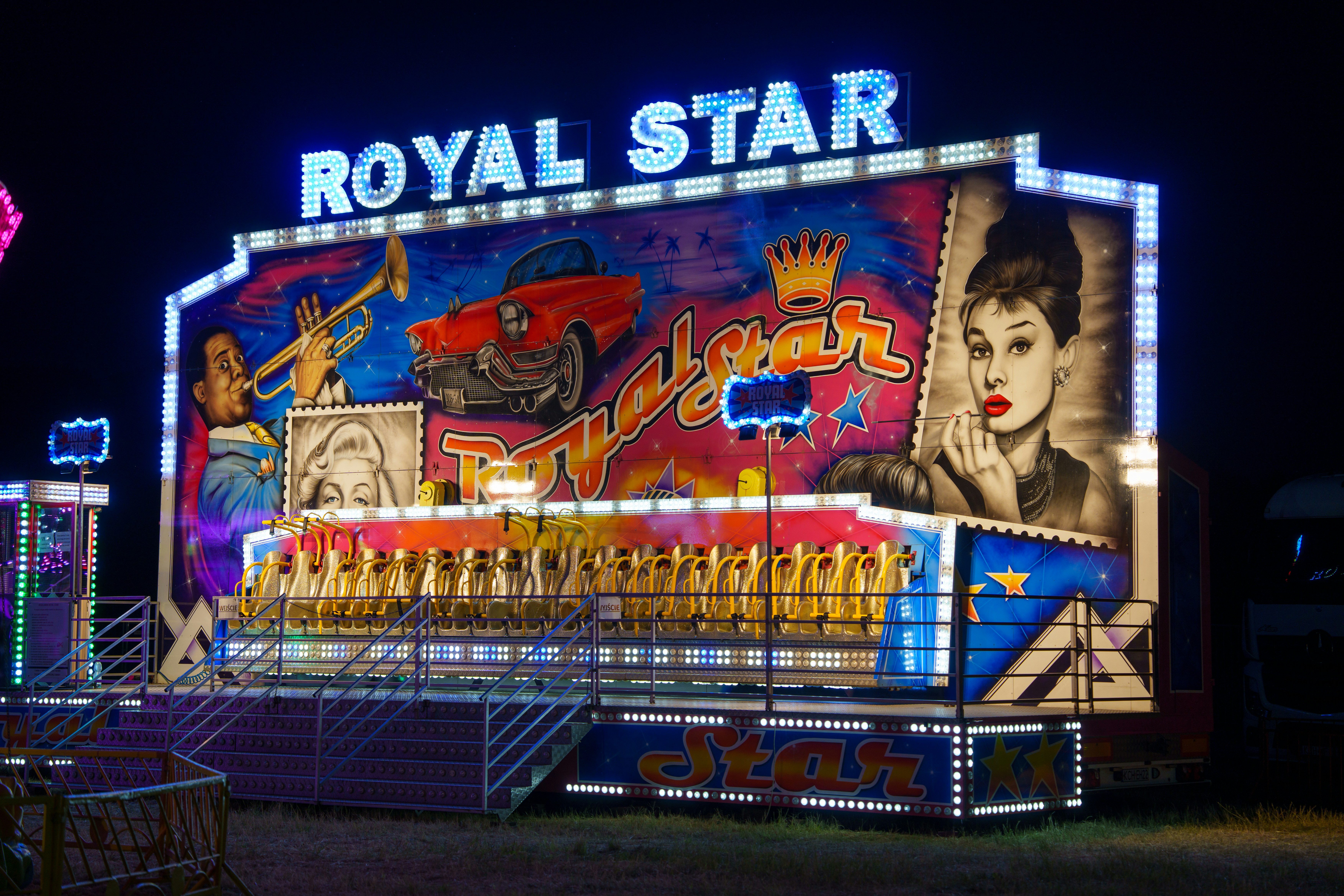 Royal Star Neon Carousel: A Night Burst of Color and Retro Glam
