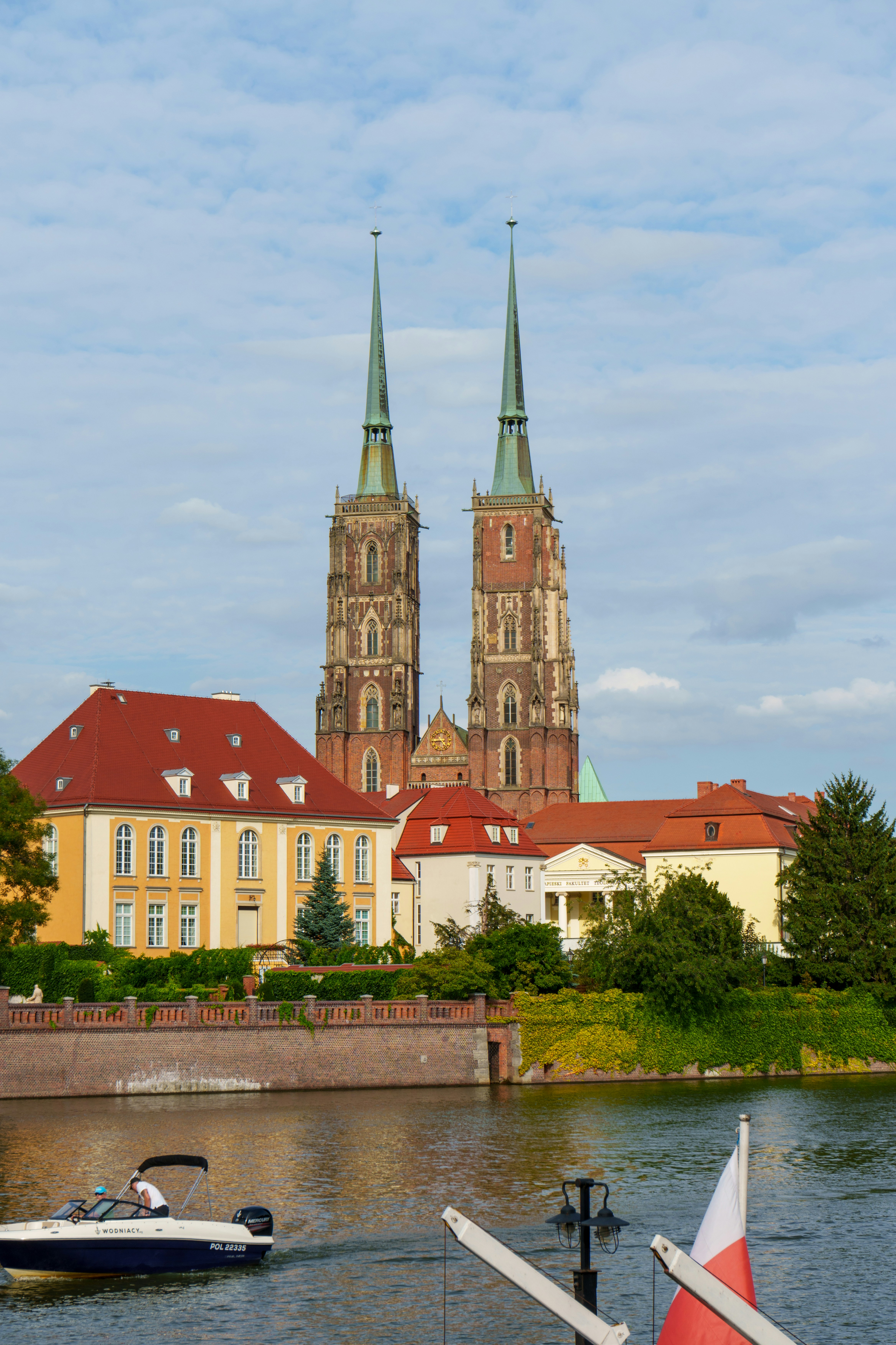 Twin Spires over the Vistula: A Baroque Riverside
