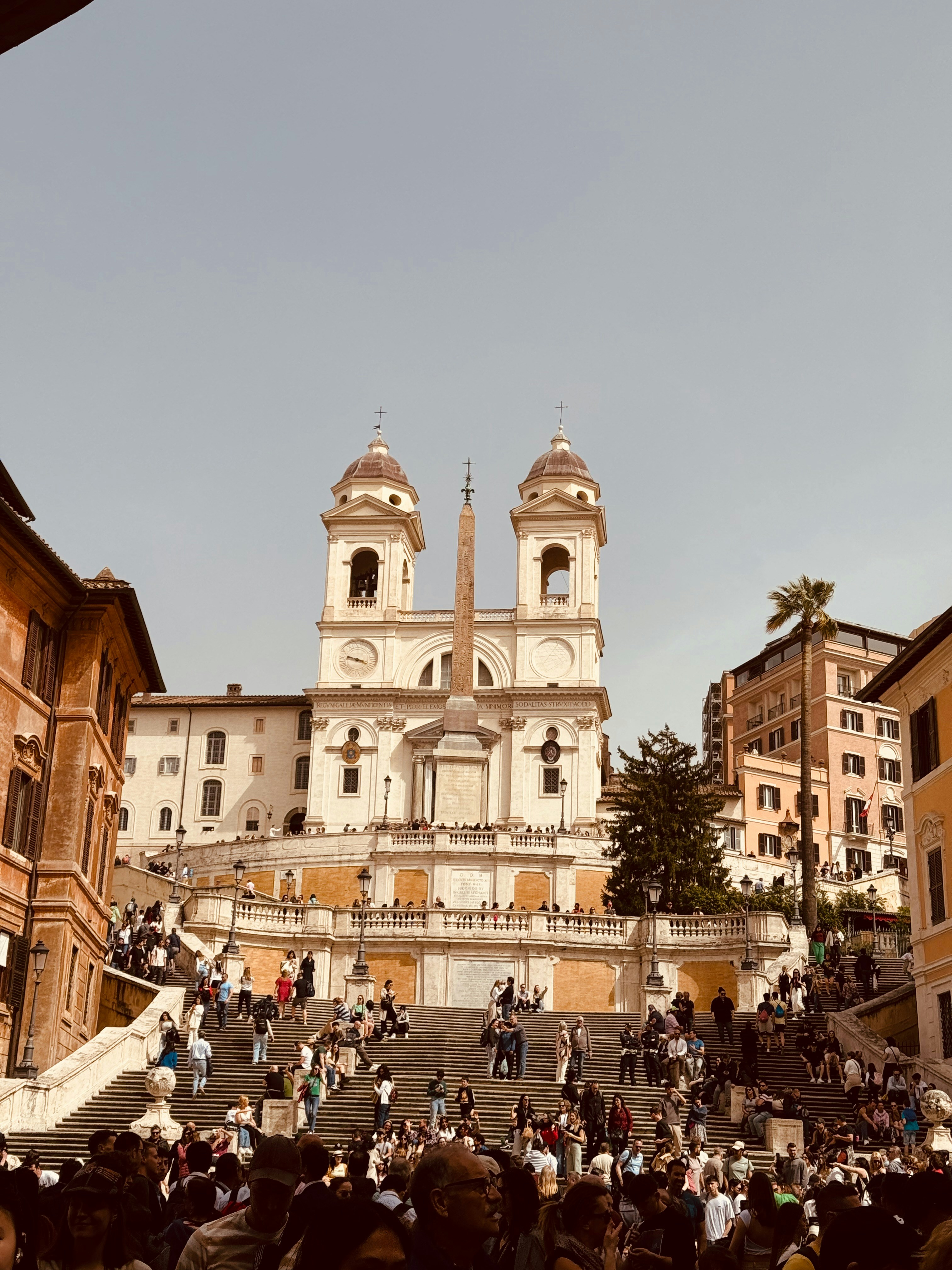 Cascading Steps Meet a Baroque Skyline